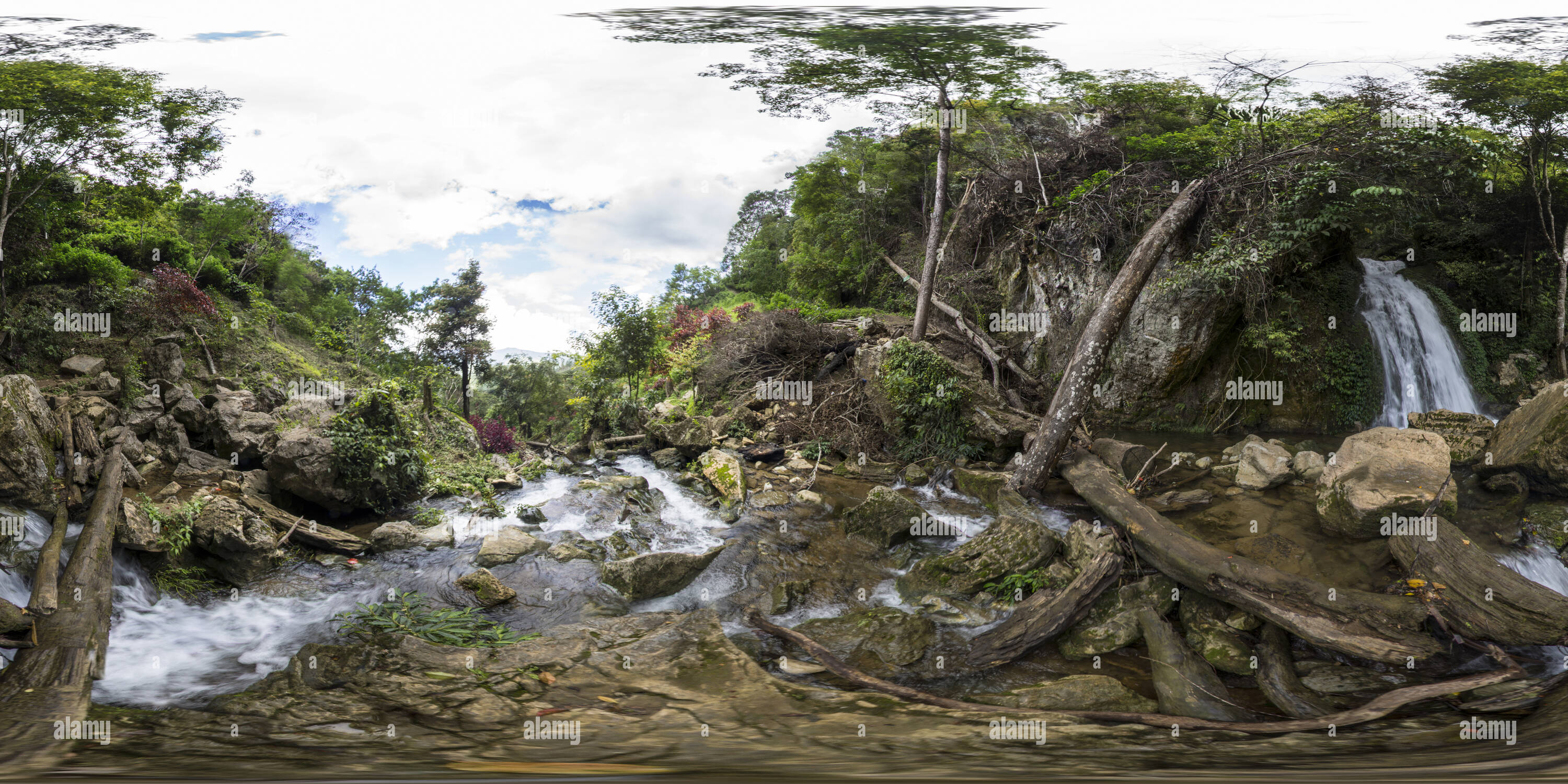 Mengaya hi-res stock photography and images - Alamy