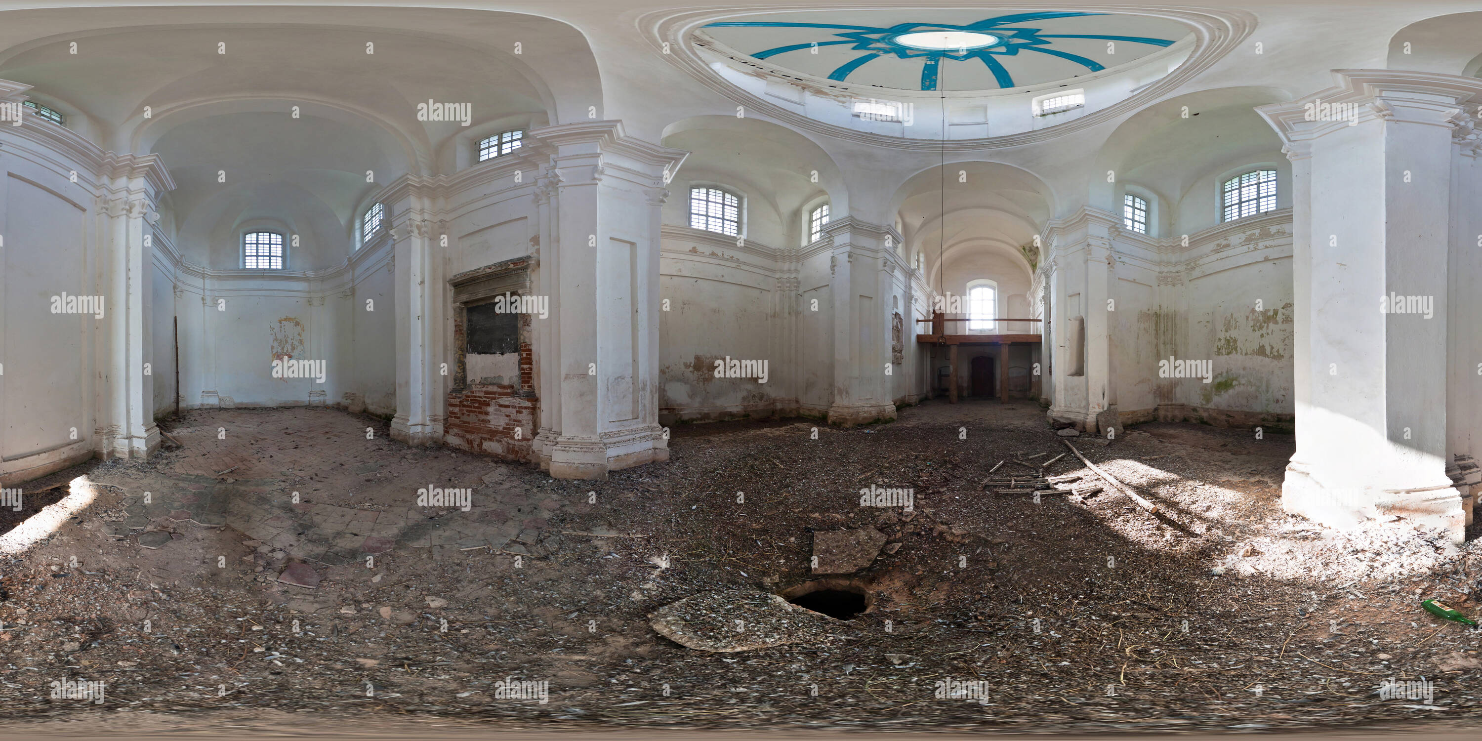 360° view of MINSK, BELARUS - MAY 29, 2010: 360 panorama view in ...