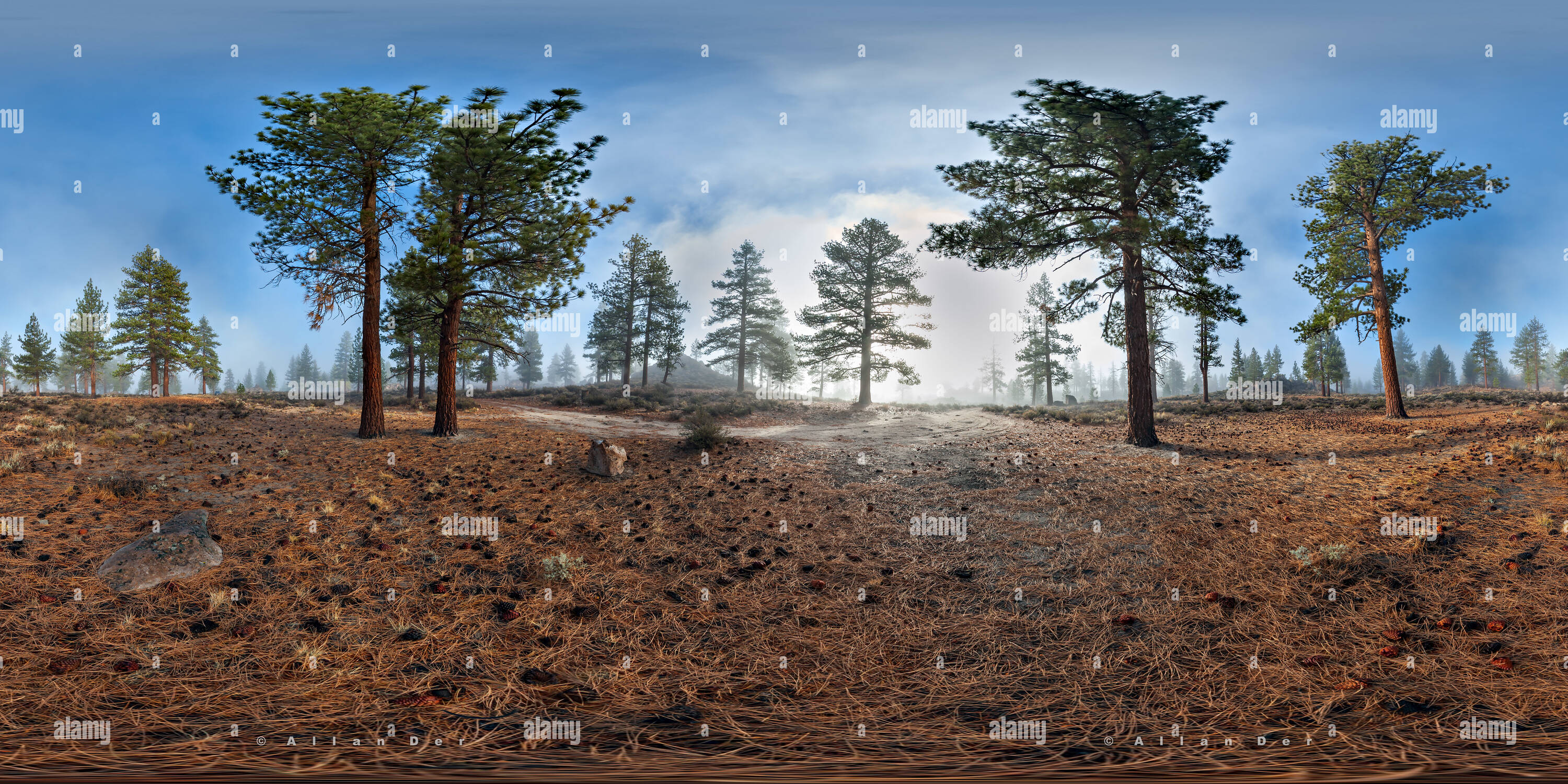 360° view of Volcanic Tablelands Morning Fog - Alamy