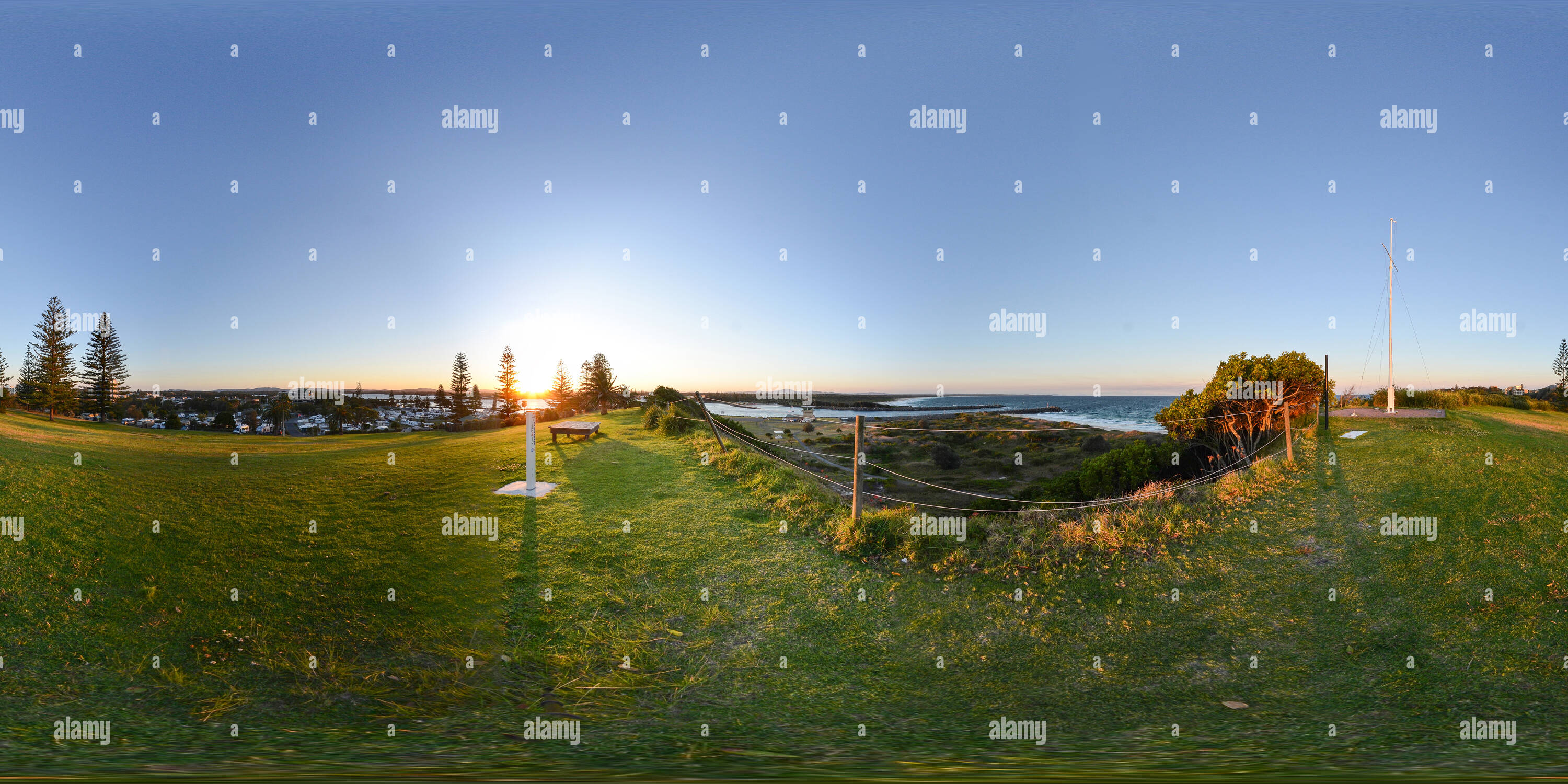 360° view of Forster Beach Lookout - Alamy