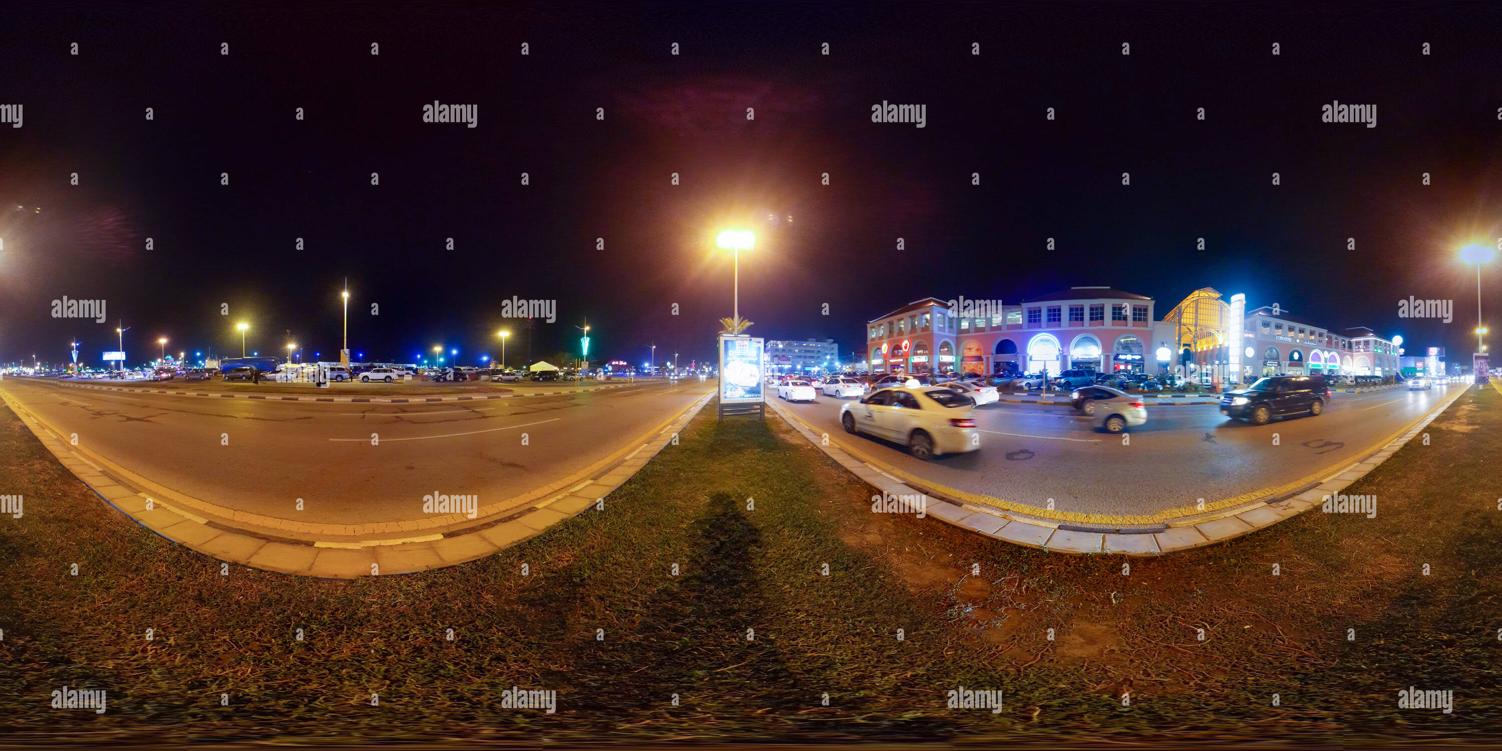 360° view of Al khobar cornish prince Turkey street - Alamy
