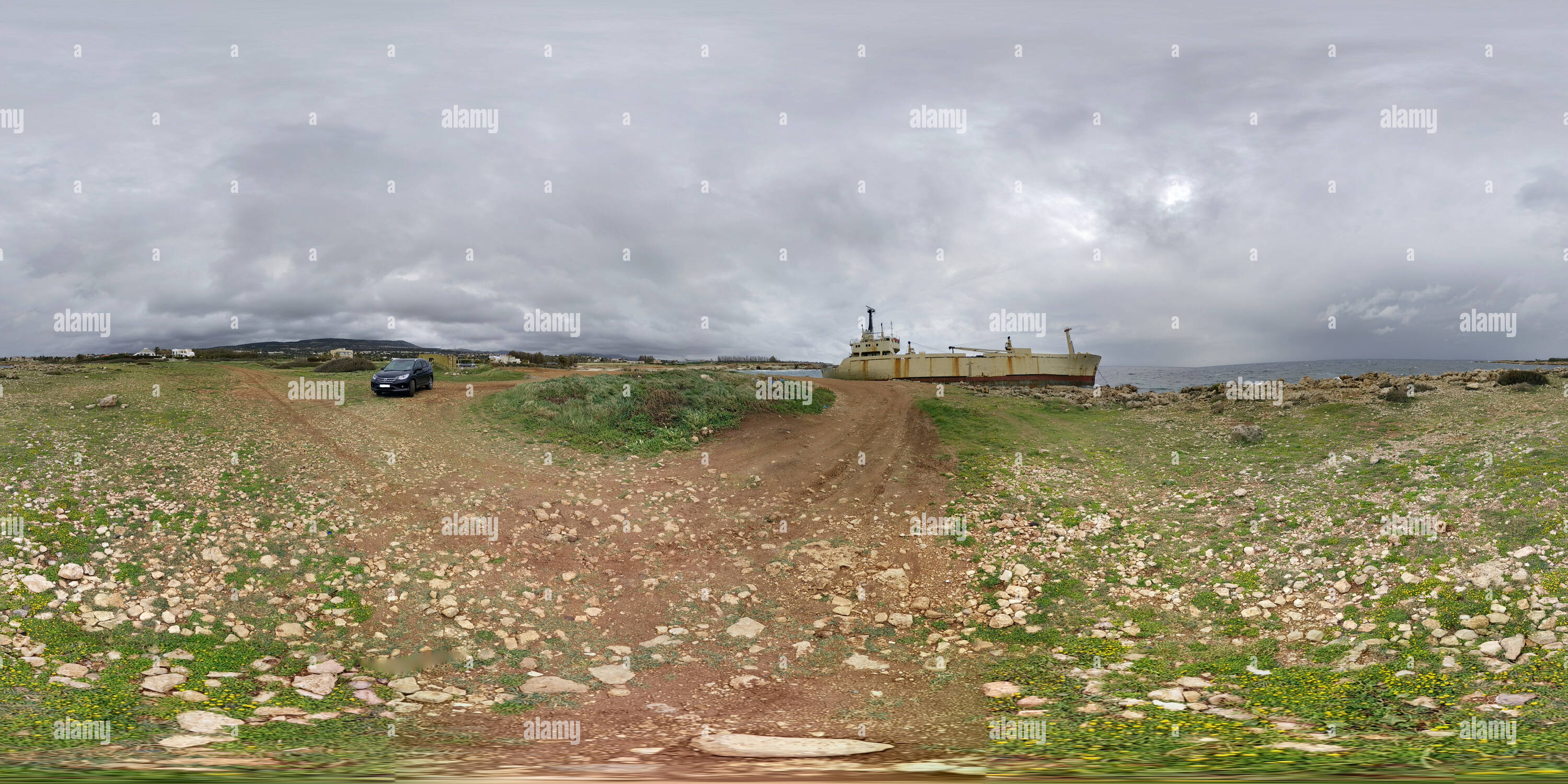 360° view of Sierra Leone-flagged, EDRO III shipwreck - Alamy