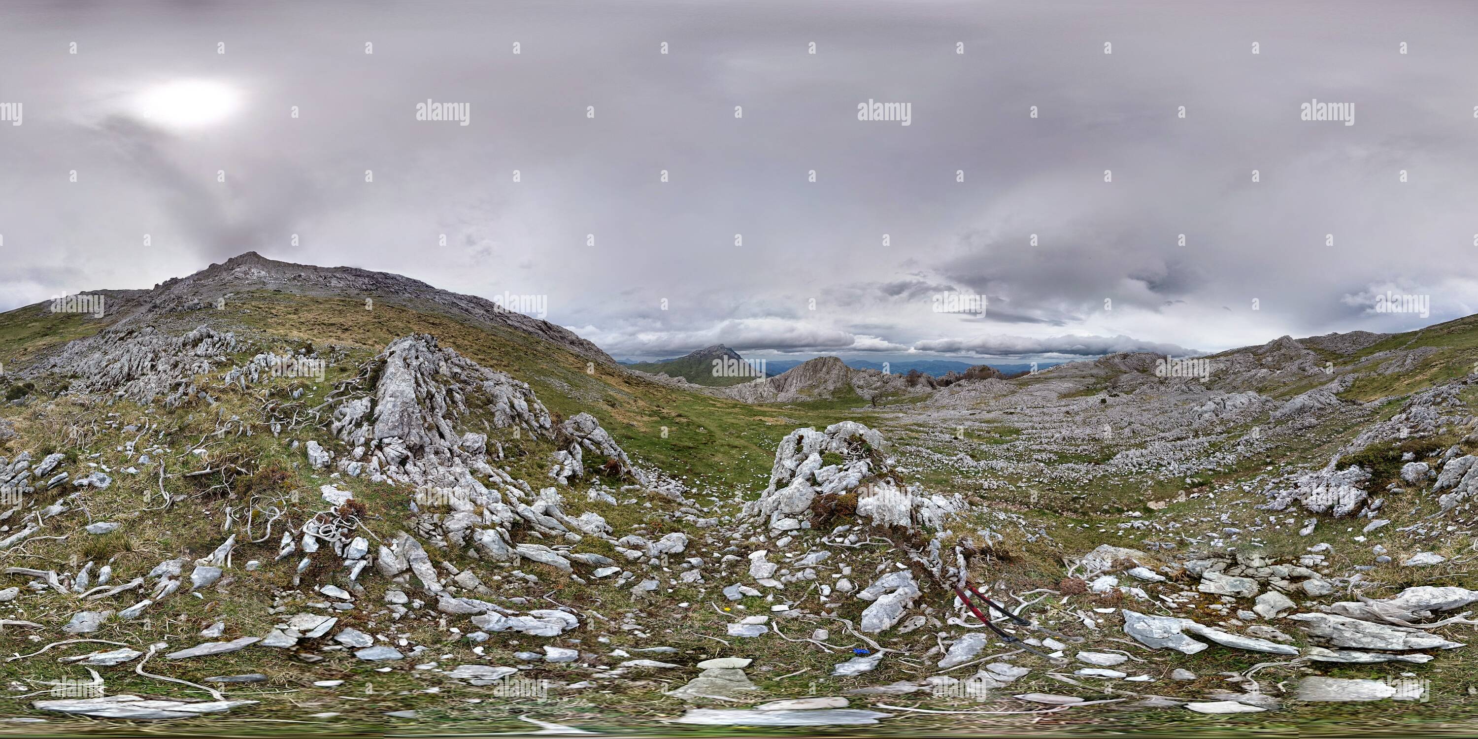 360° view of Alrrededores del monte Aratz - Alamy