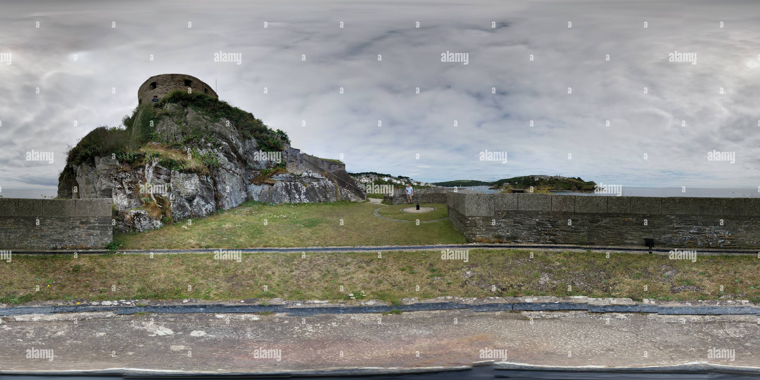 St catherine’s castle cornwall hi-res stock photography and images - Alamy