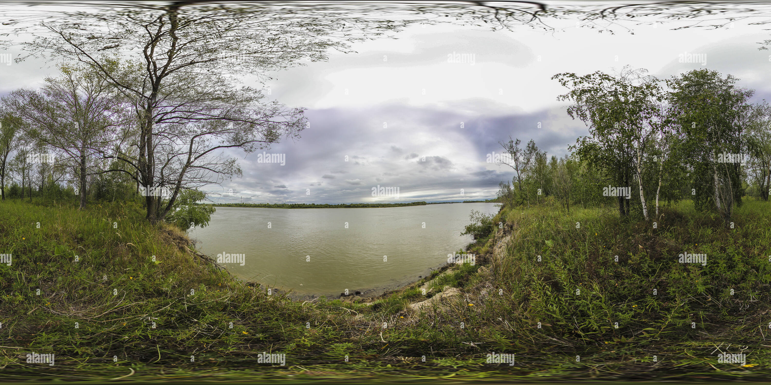 360° view of Irtysh River near Achairsky - Alamy