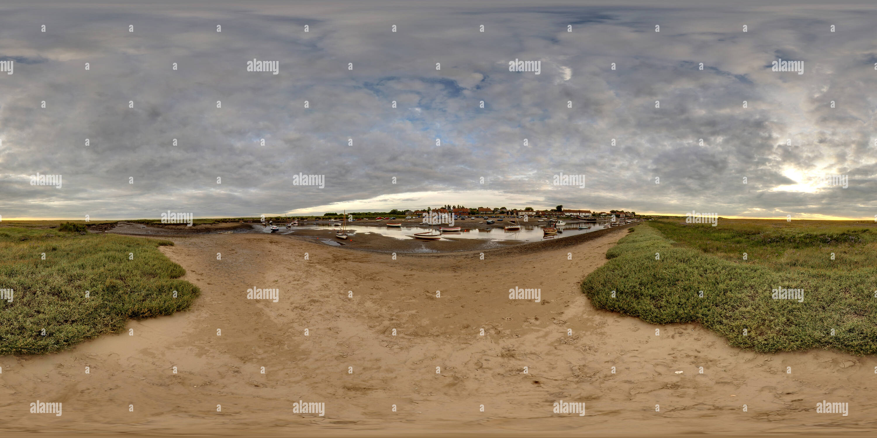 360° view of Burnham Overy Staithe - Alamy
