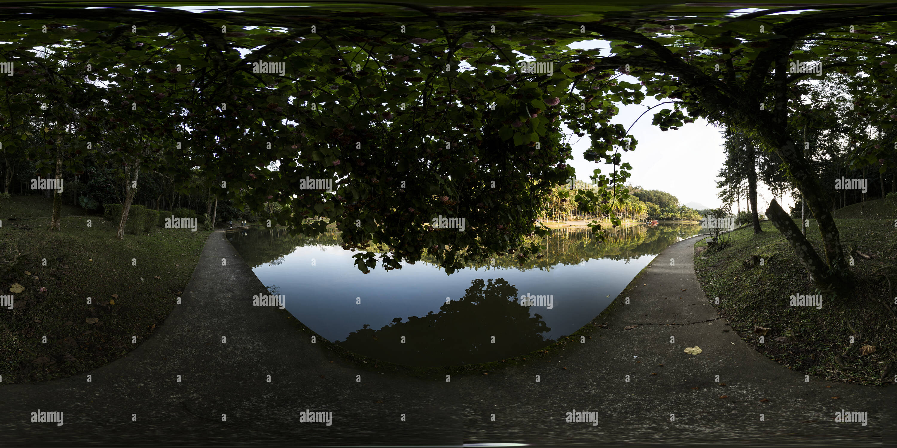 360° view of Lagoon, Parque Malwee, Jaraguá do Sul - Alamy