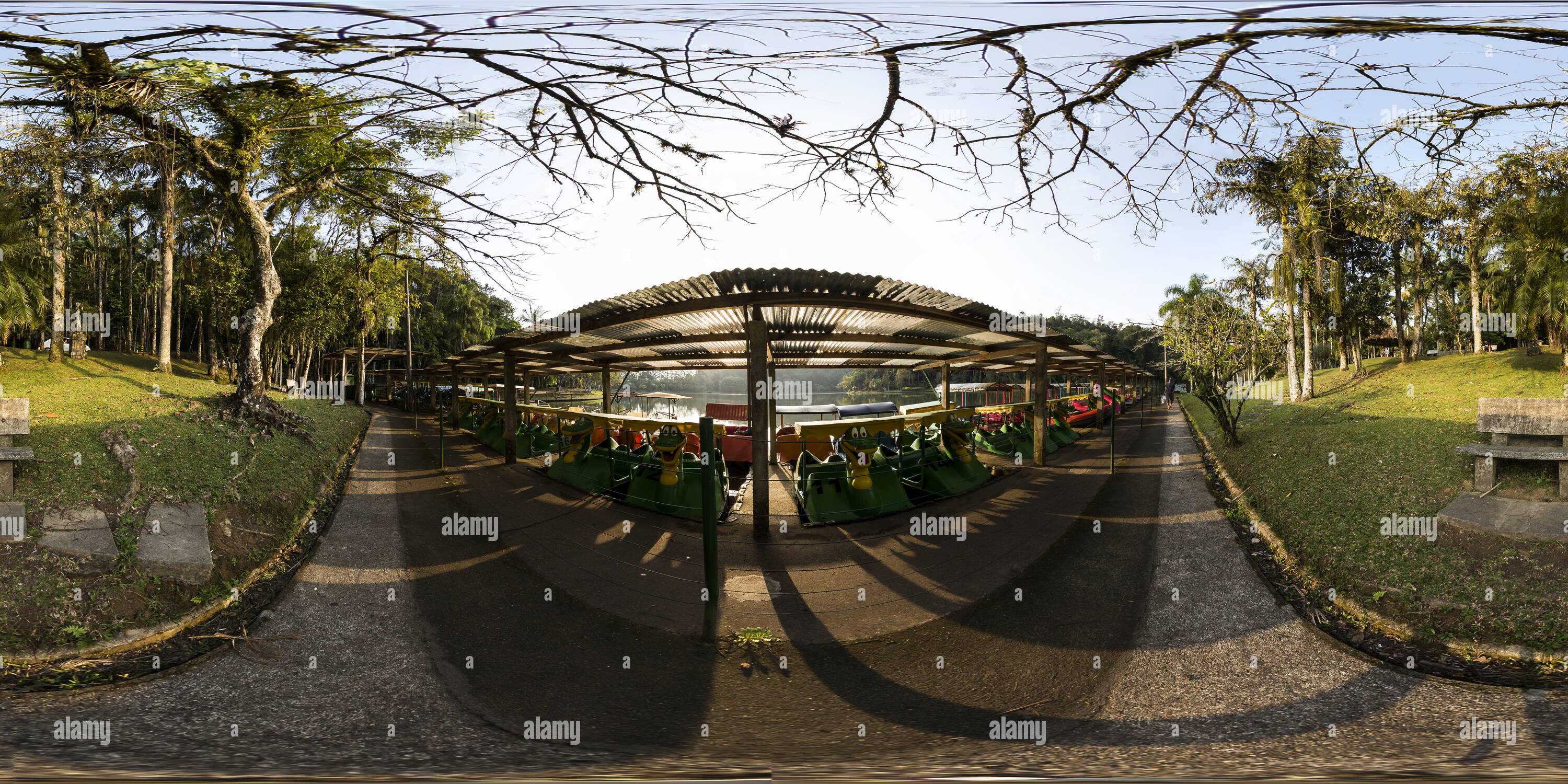 360° view of Lagoon, Parque Malwee, Jaraguá do Sul - Alamy