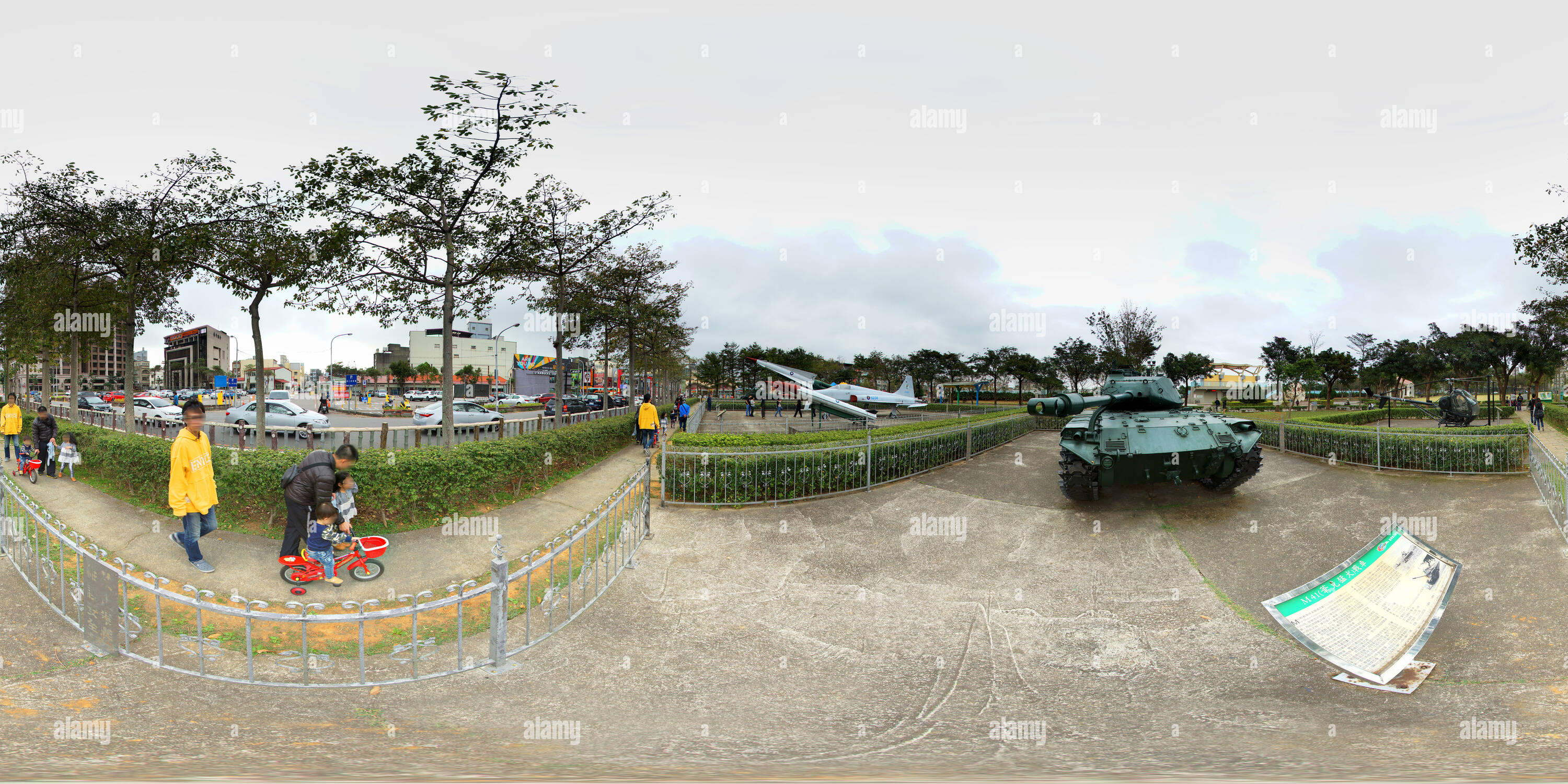 360° view of The M41 Walker Bulldog Retired from Taiwan Army - Alamy