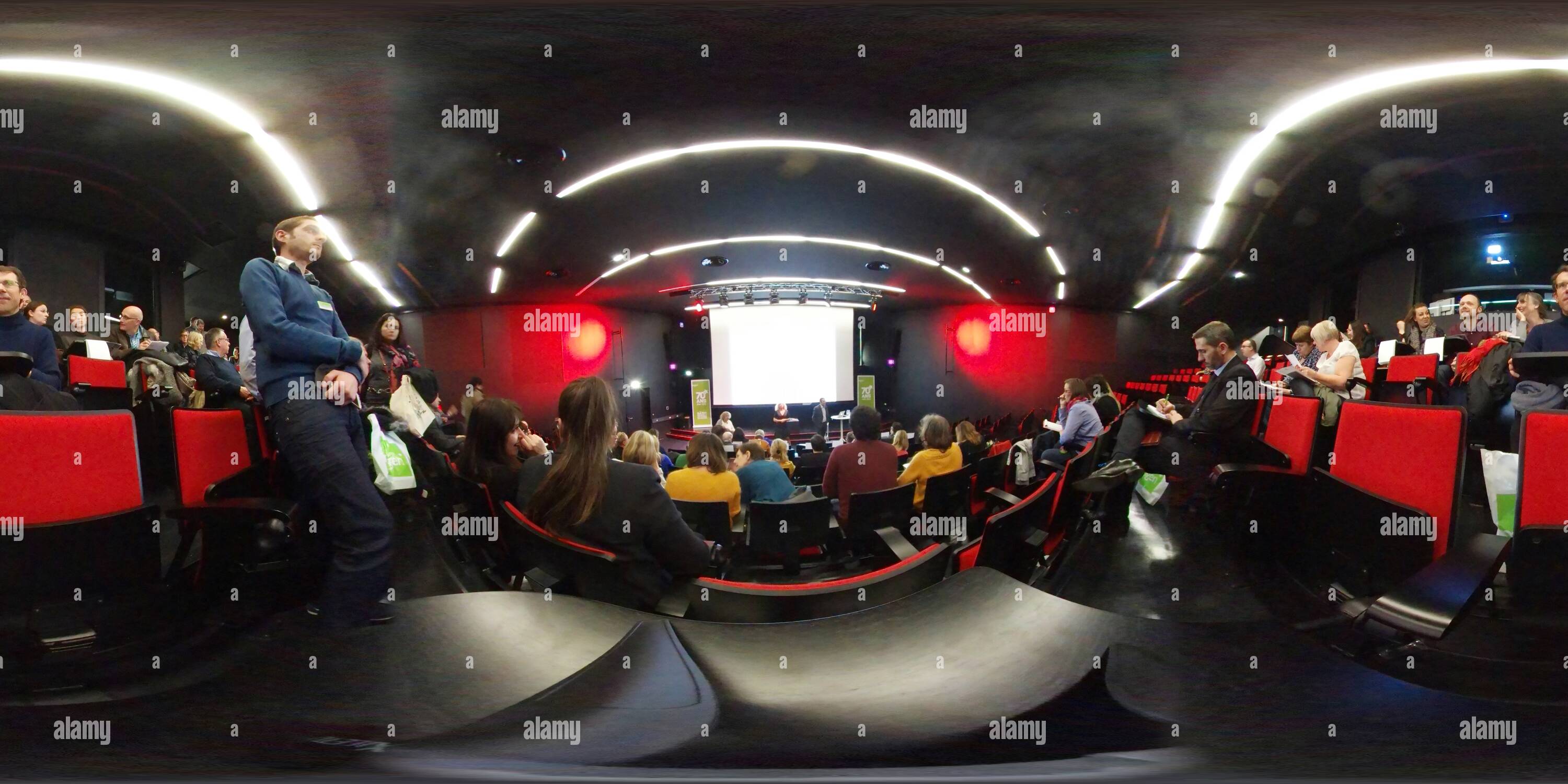 360° view of Sam 100 0068 - Alamy