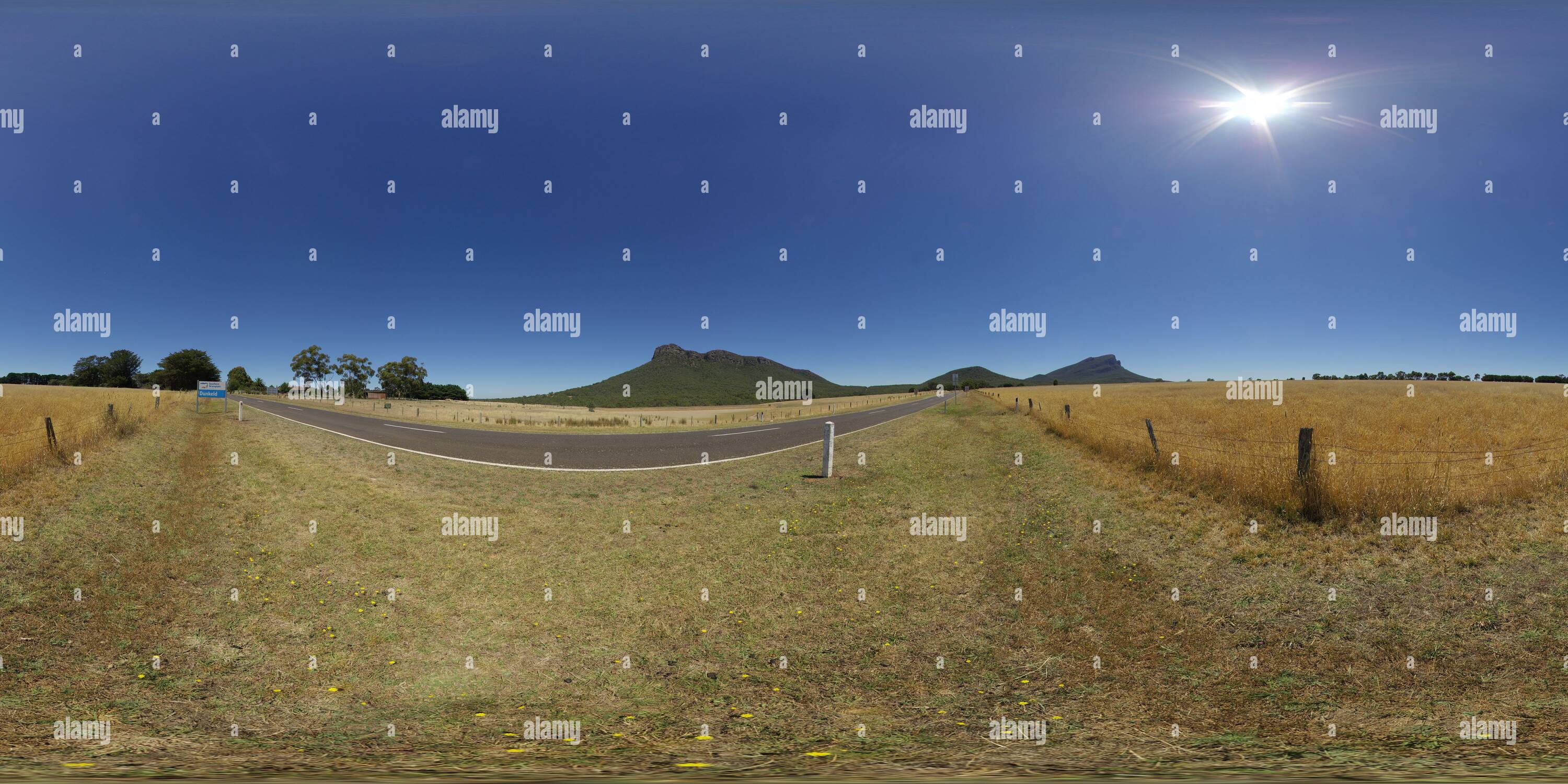360° view of Mount Sturgeon and Mount Abrupt - Alamy