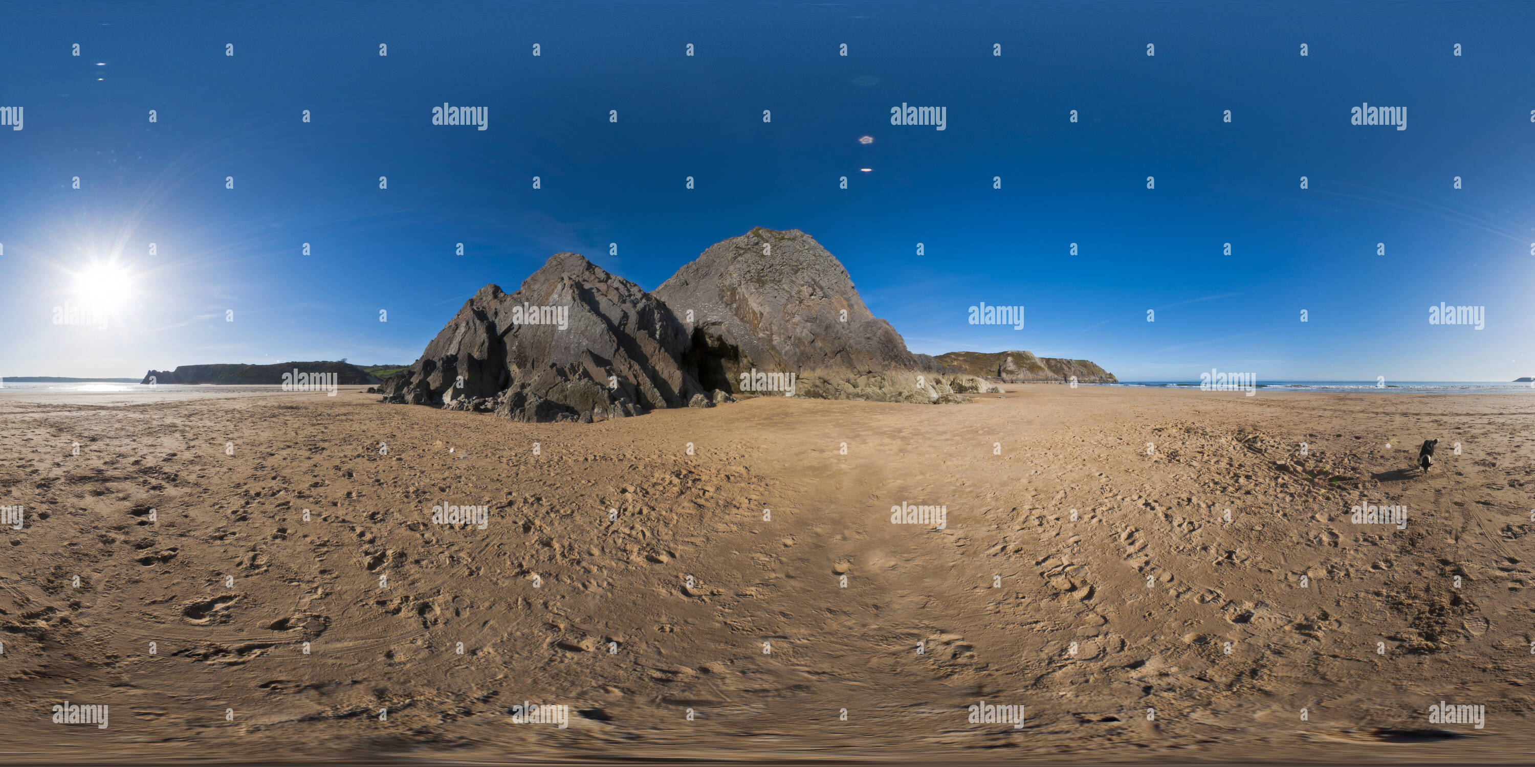 360° view of Three Cliffs Bay - Alamy