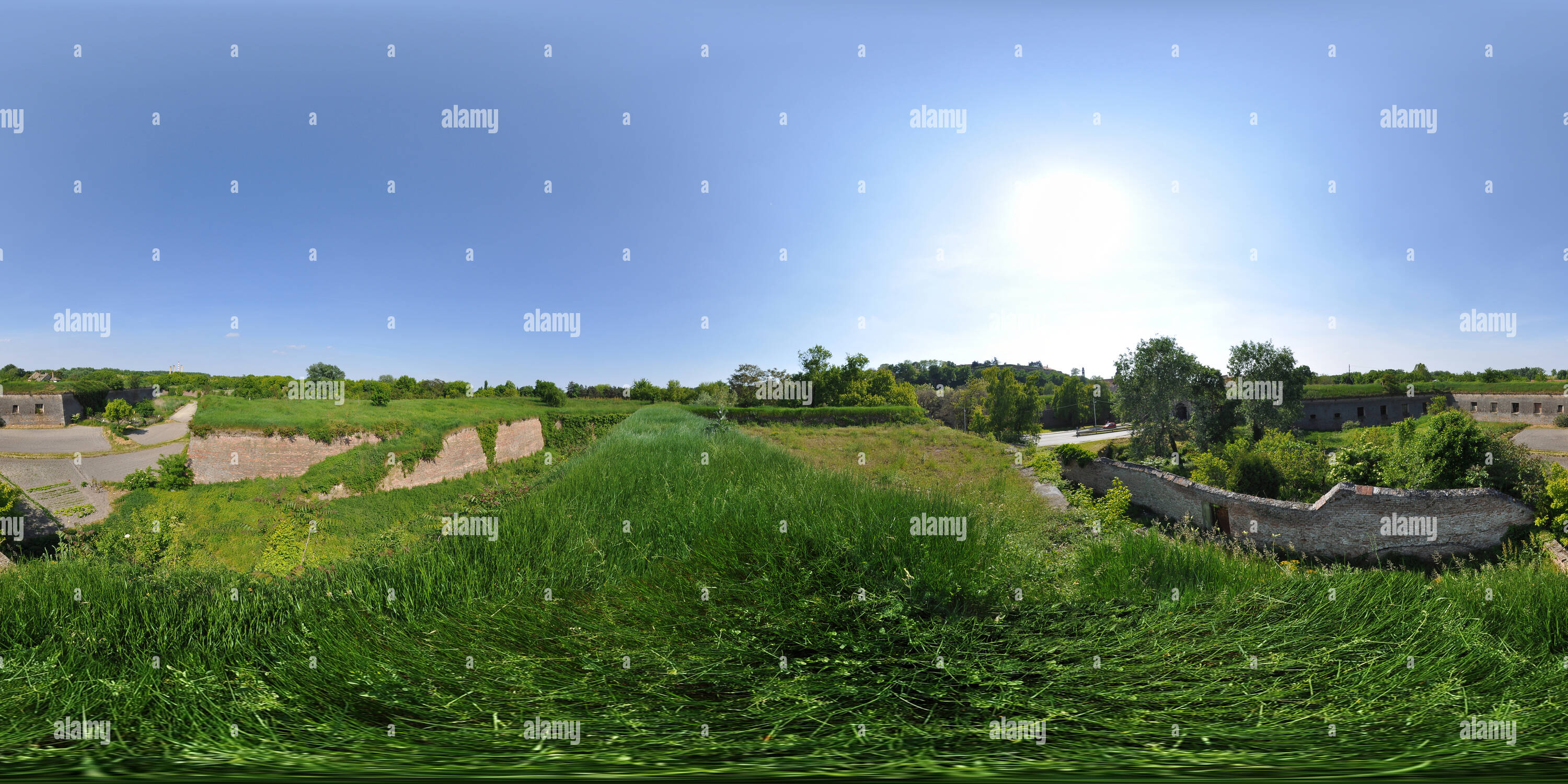 360° view of Petrovaradinska tvrdjava, Beogradska kapija - Alamy