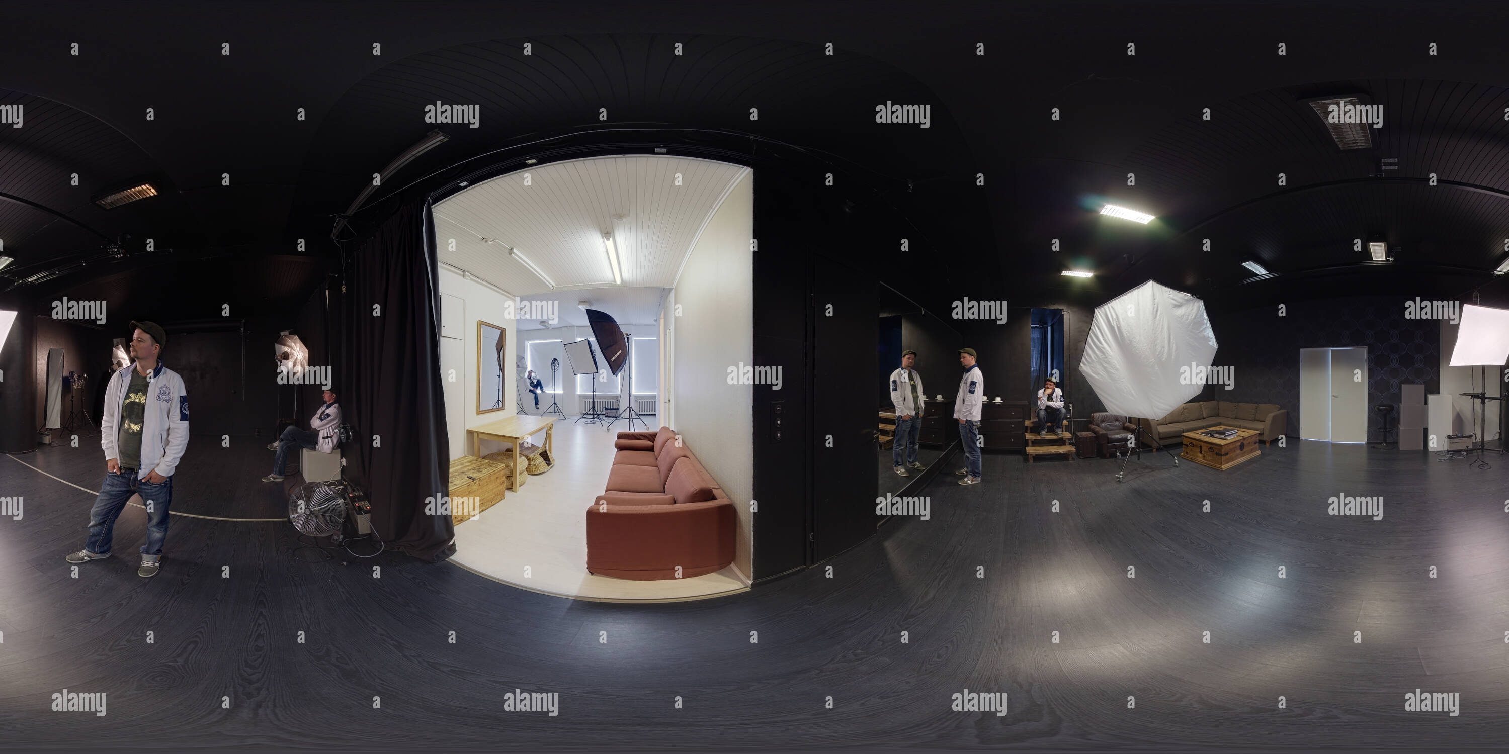 360° view of Studio's black room - Alamy