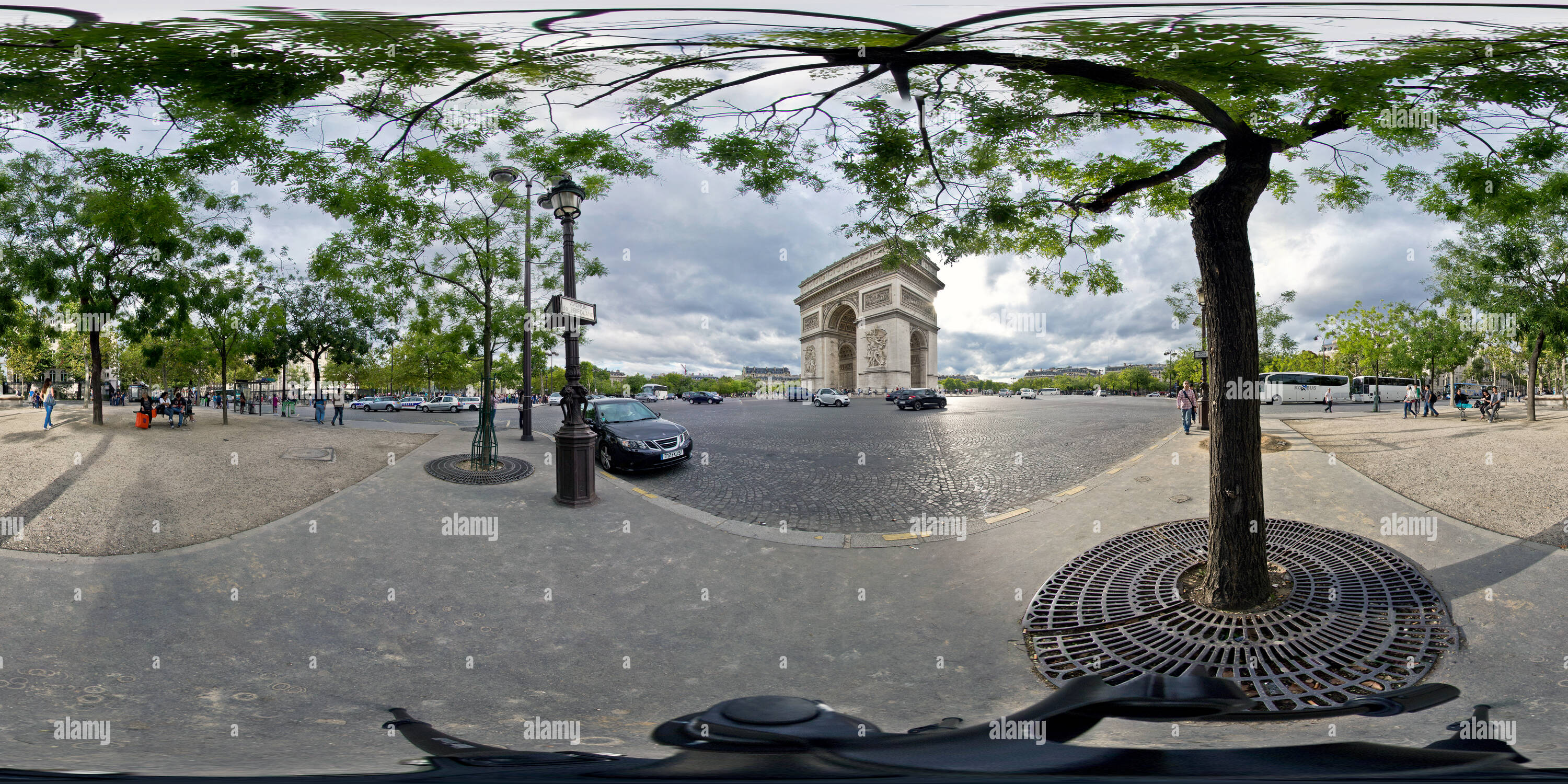 360° view of Arc de Triomphe - Alamy