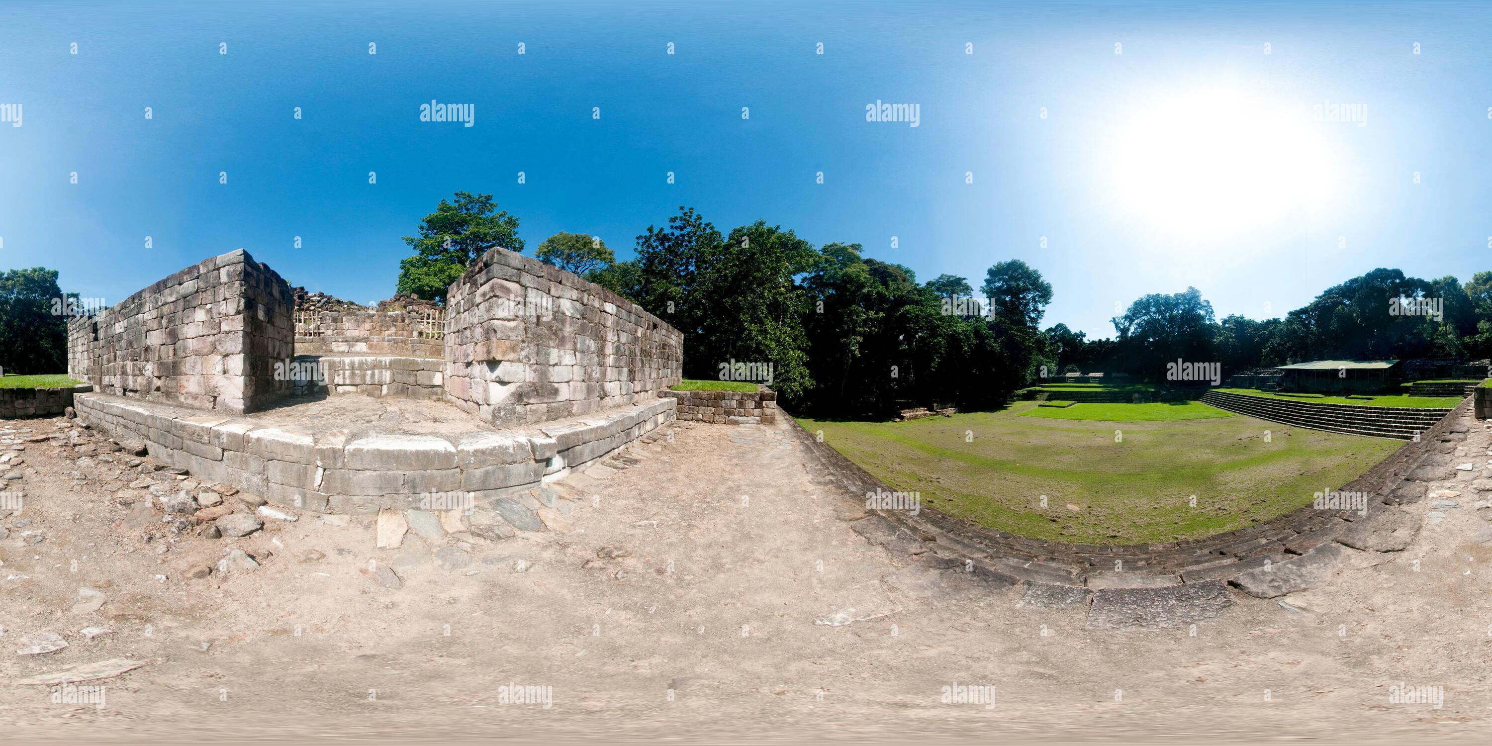 Quirigua ruins hi-res stock photography and images - Alamy
