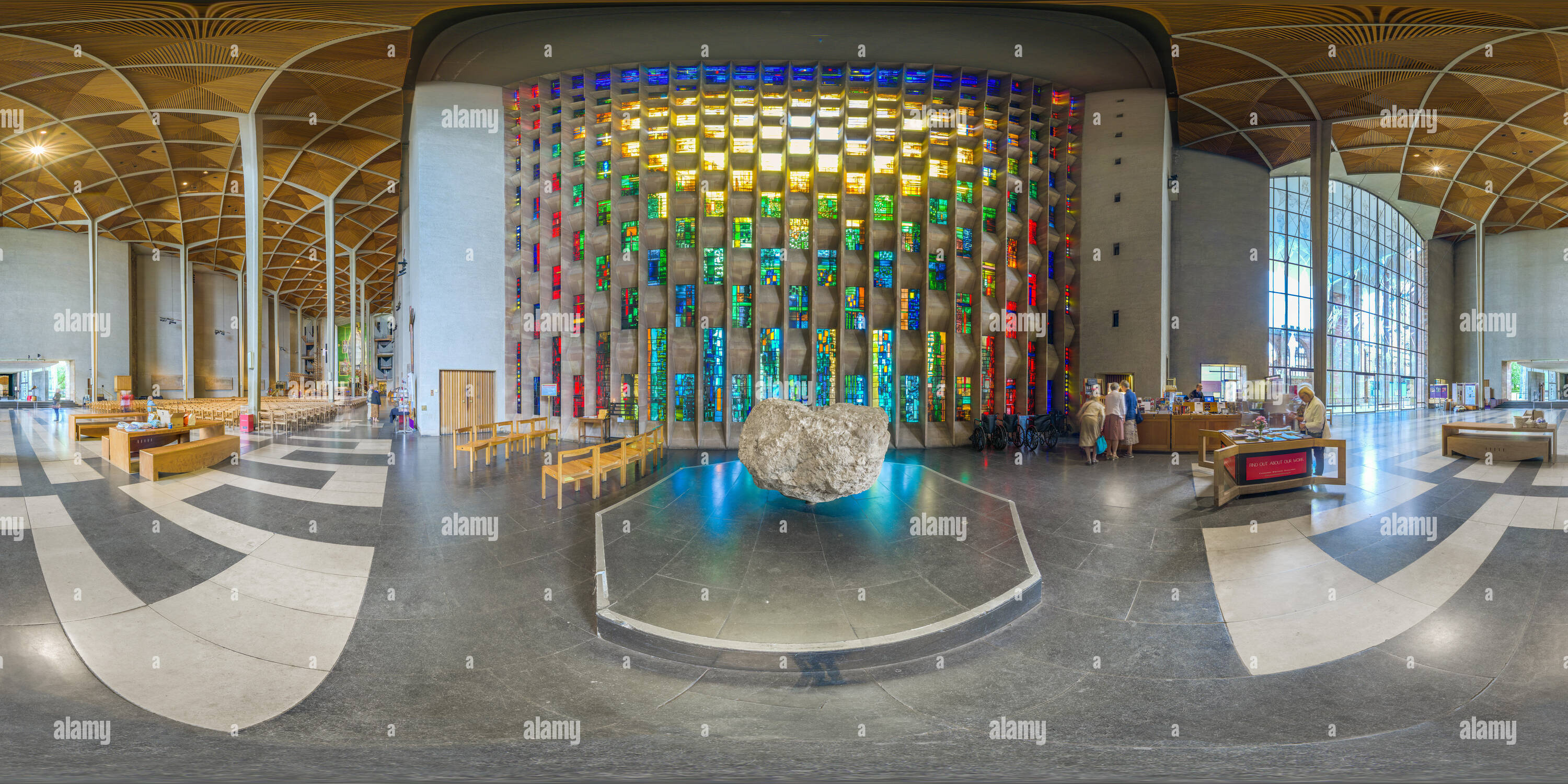 Coventry cathedral glass hi-res stock photography and images - Alamy