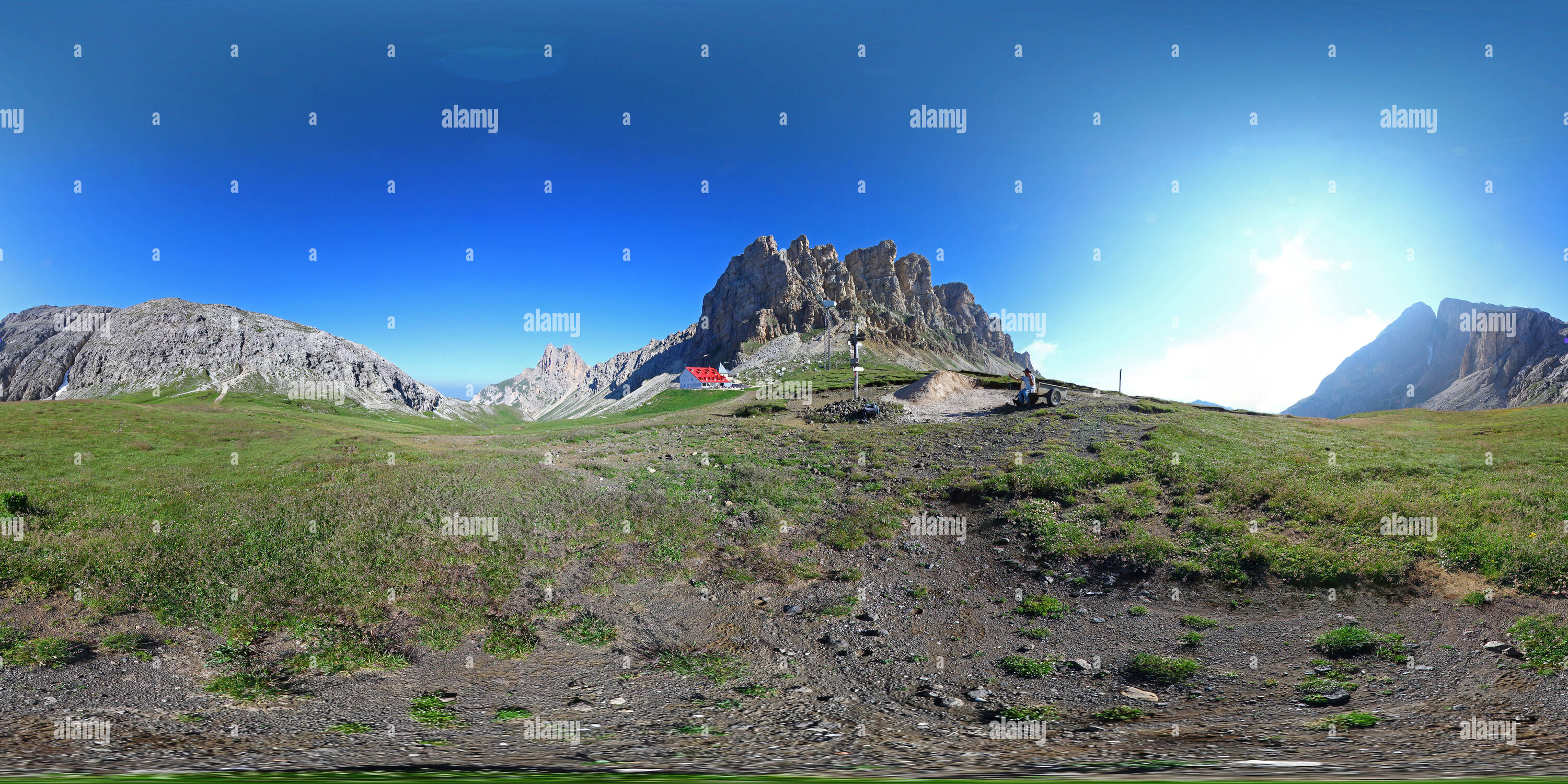360° view of Dolomites:Rifugio Alpe di Tires/Schutzhaus Tierser Alpl ...