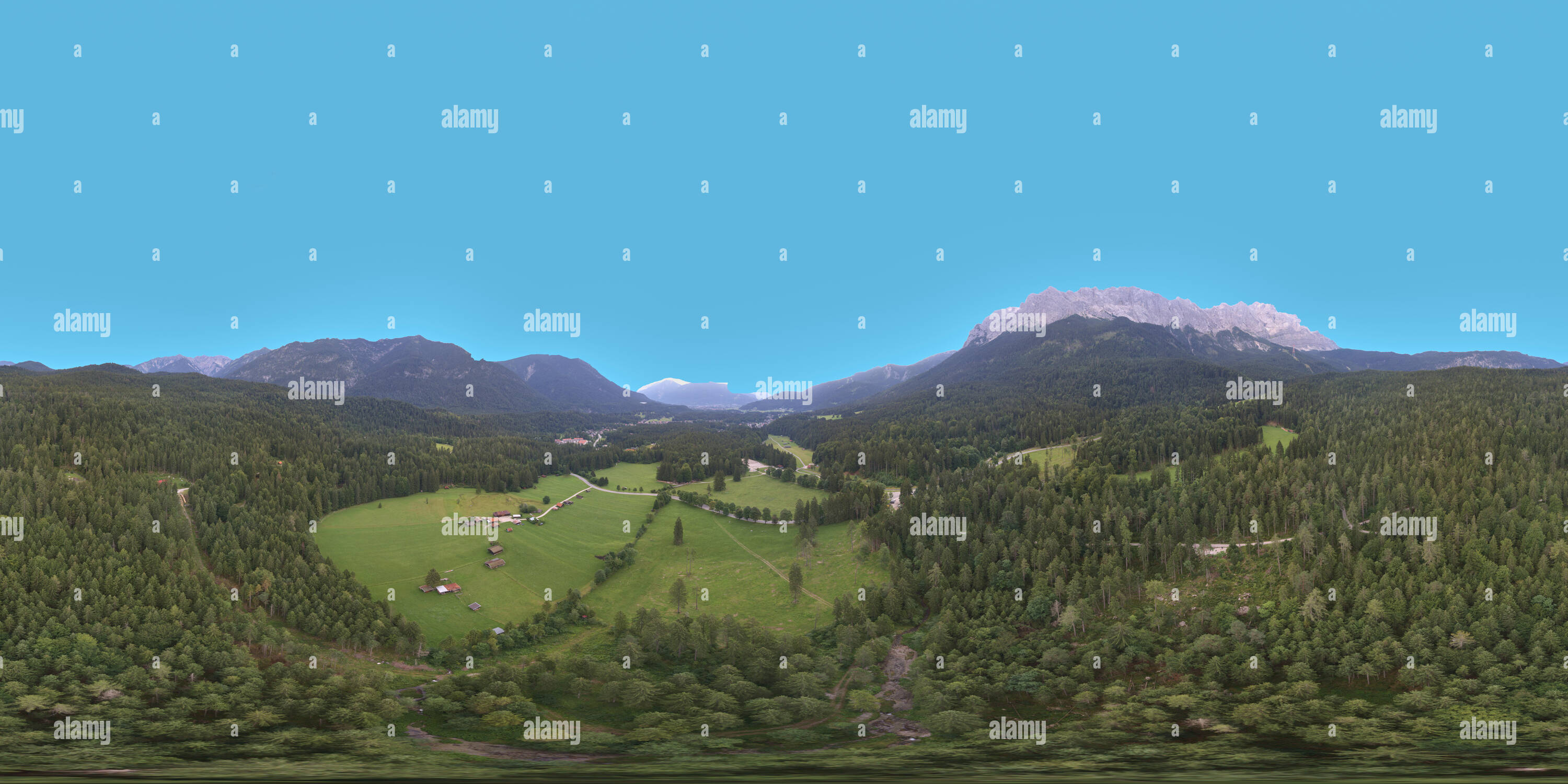 360 Degree Mountain Panorama In High Resolution Stock Photography and ...