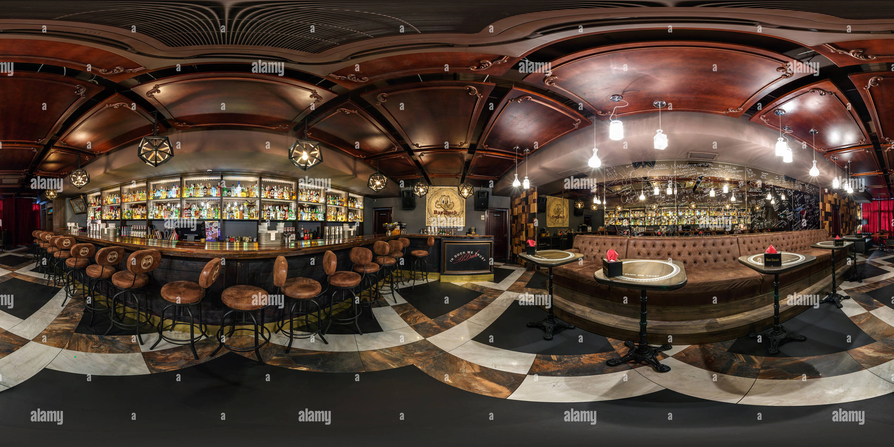 Nightclub 360 hi-res stock photography and images - Alamy