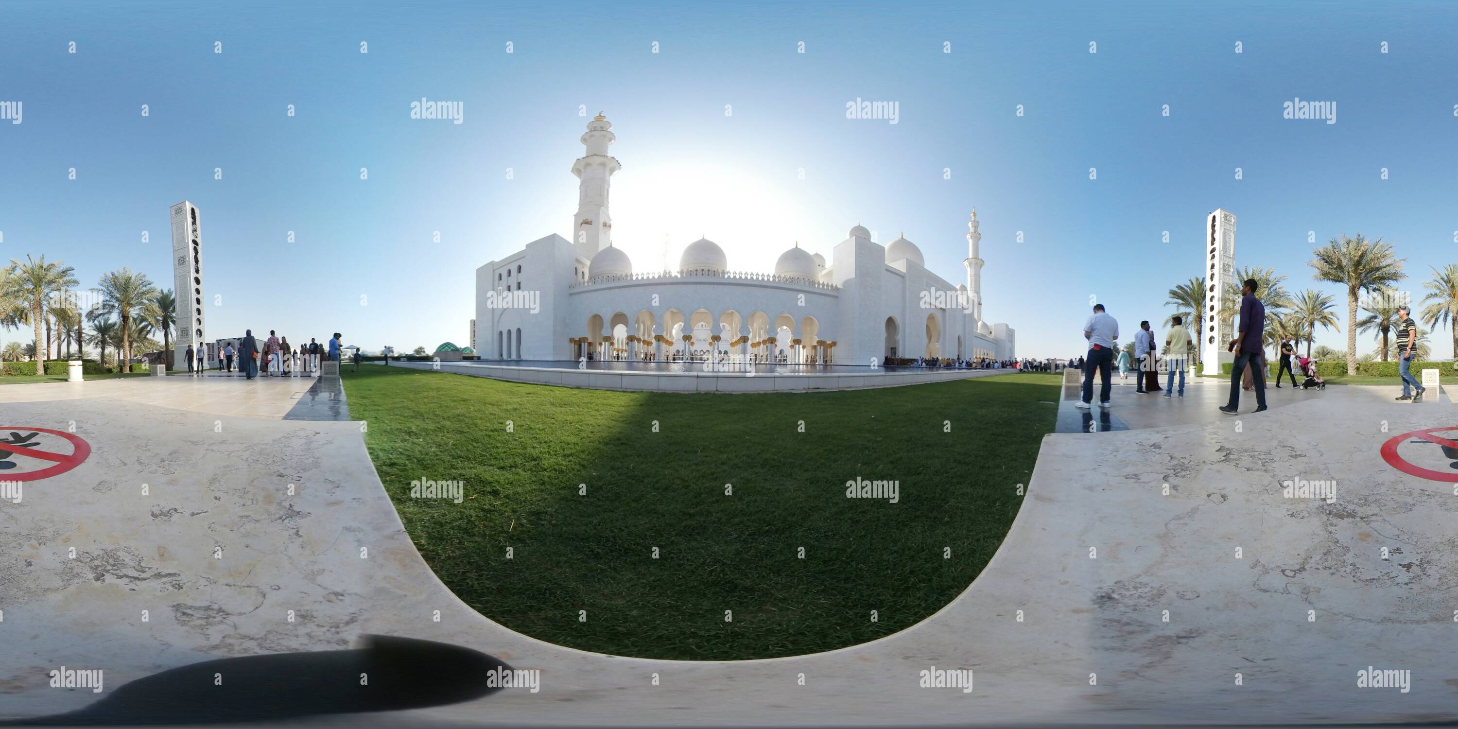 Sheikh zayed mosque 360 -Fotos und -Bildmaterial in hoher Auflösung – Alamy