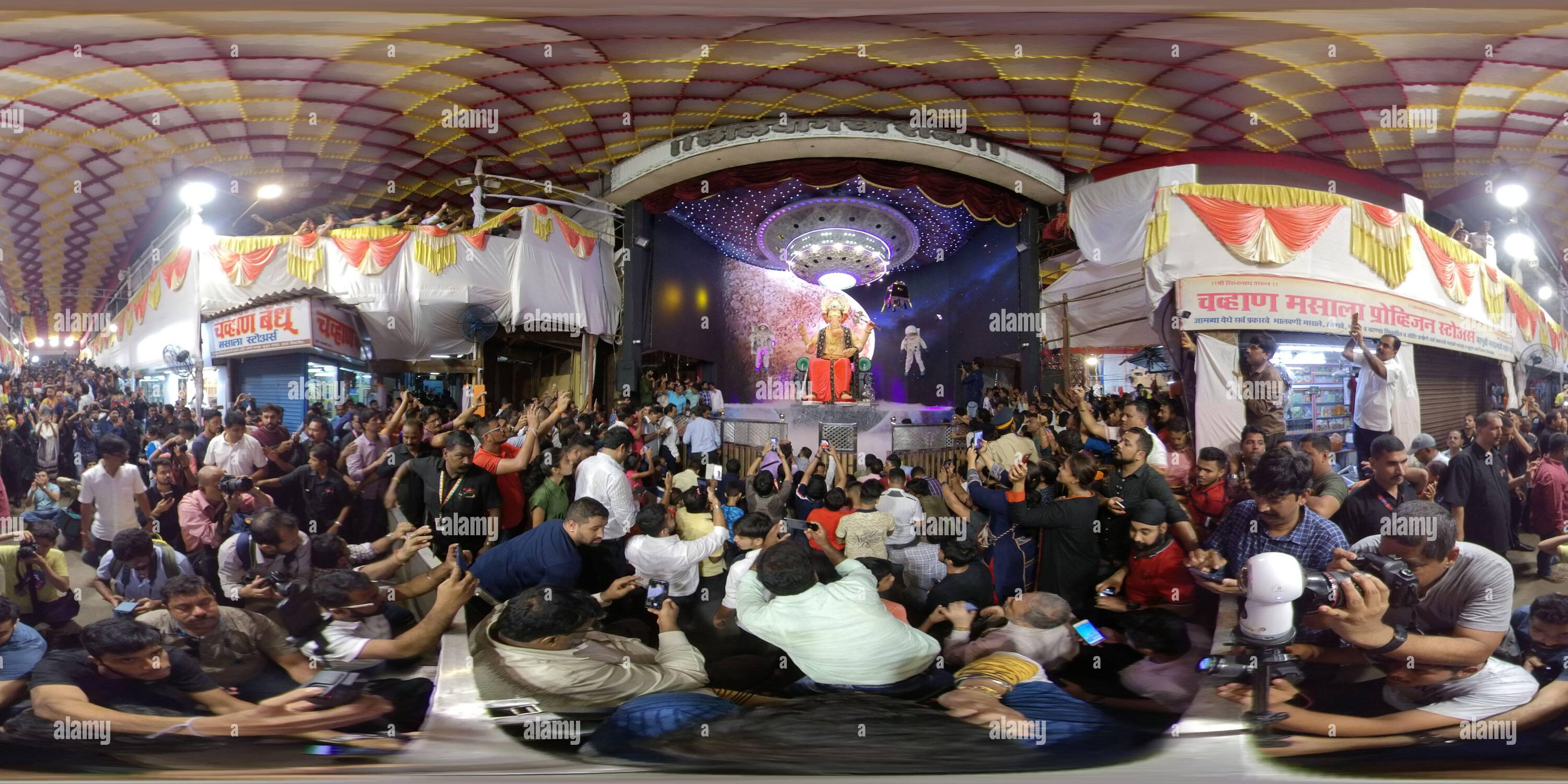Foto von lalbaugcha raja -Fotos und -Bildmaterial in hoher Auflösung ...
