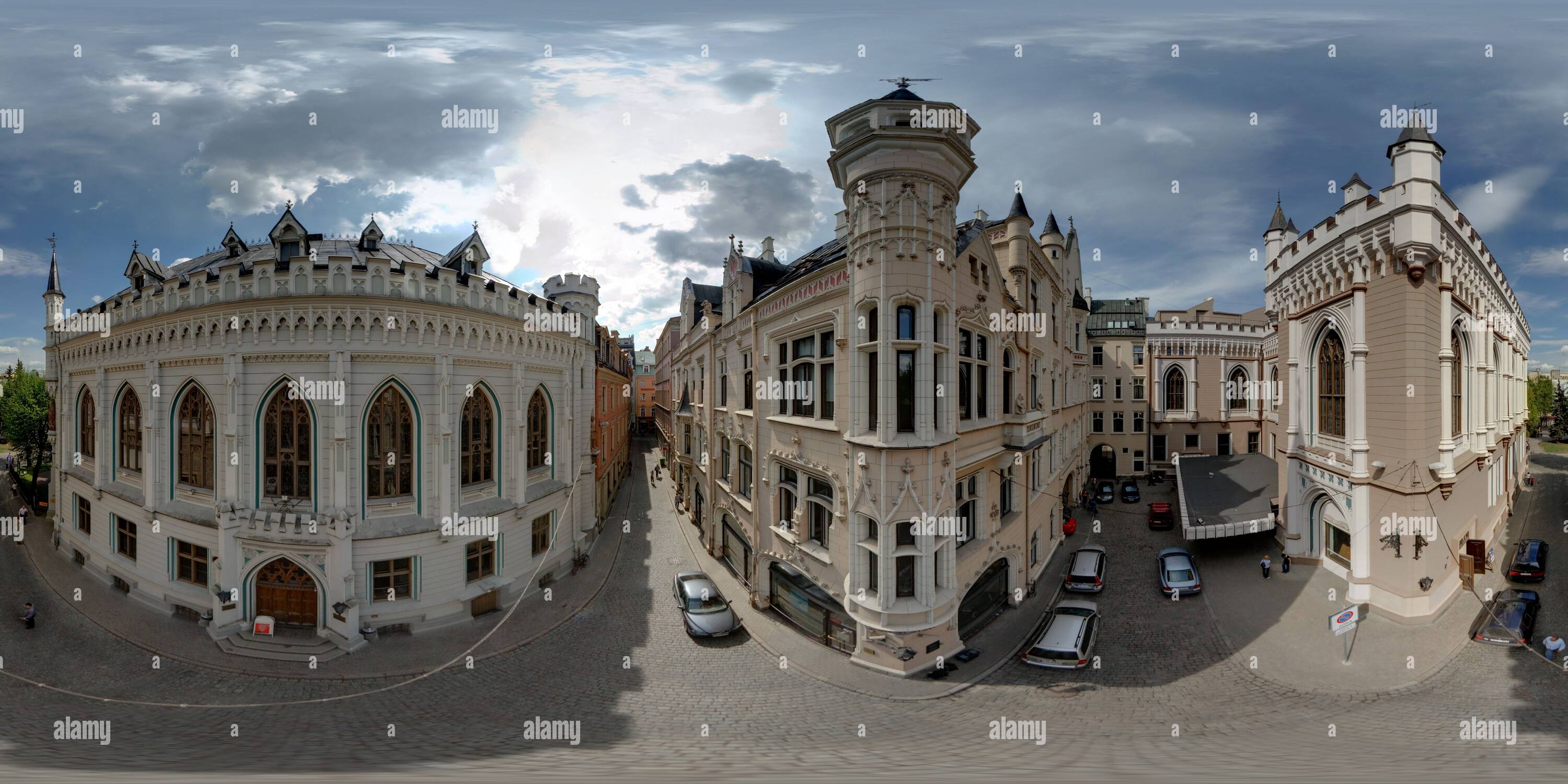 360 °-Ansicht auf Gilde Häuser der Altstadt von Riga aus einer neuen ...
