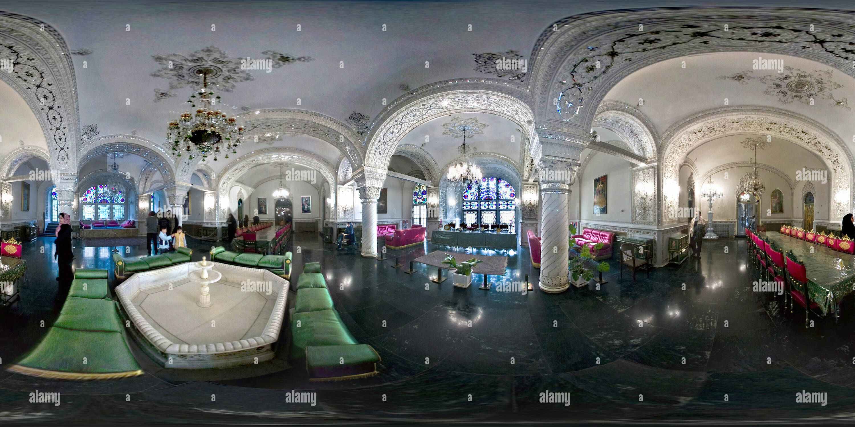 Niavaran palace -Fotos und -Bildmaterial in hoher Auflösung – Alamy