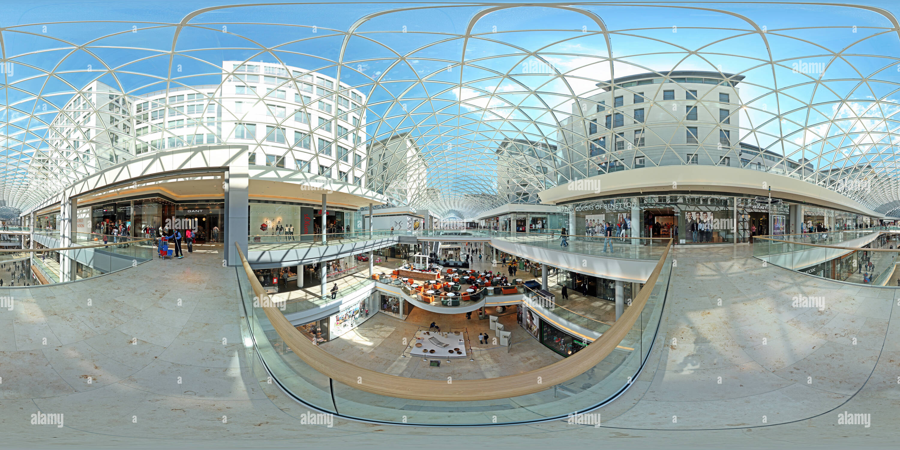 Eurovea galleria -Fotos und -Bildmaterial in hoher Auflösung – Alamy Eurovea galleria -Fotos und -Bildmaterial in hoher Auflösung – Alamy