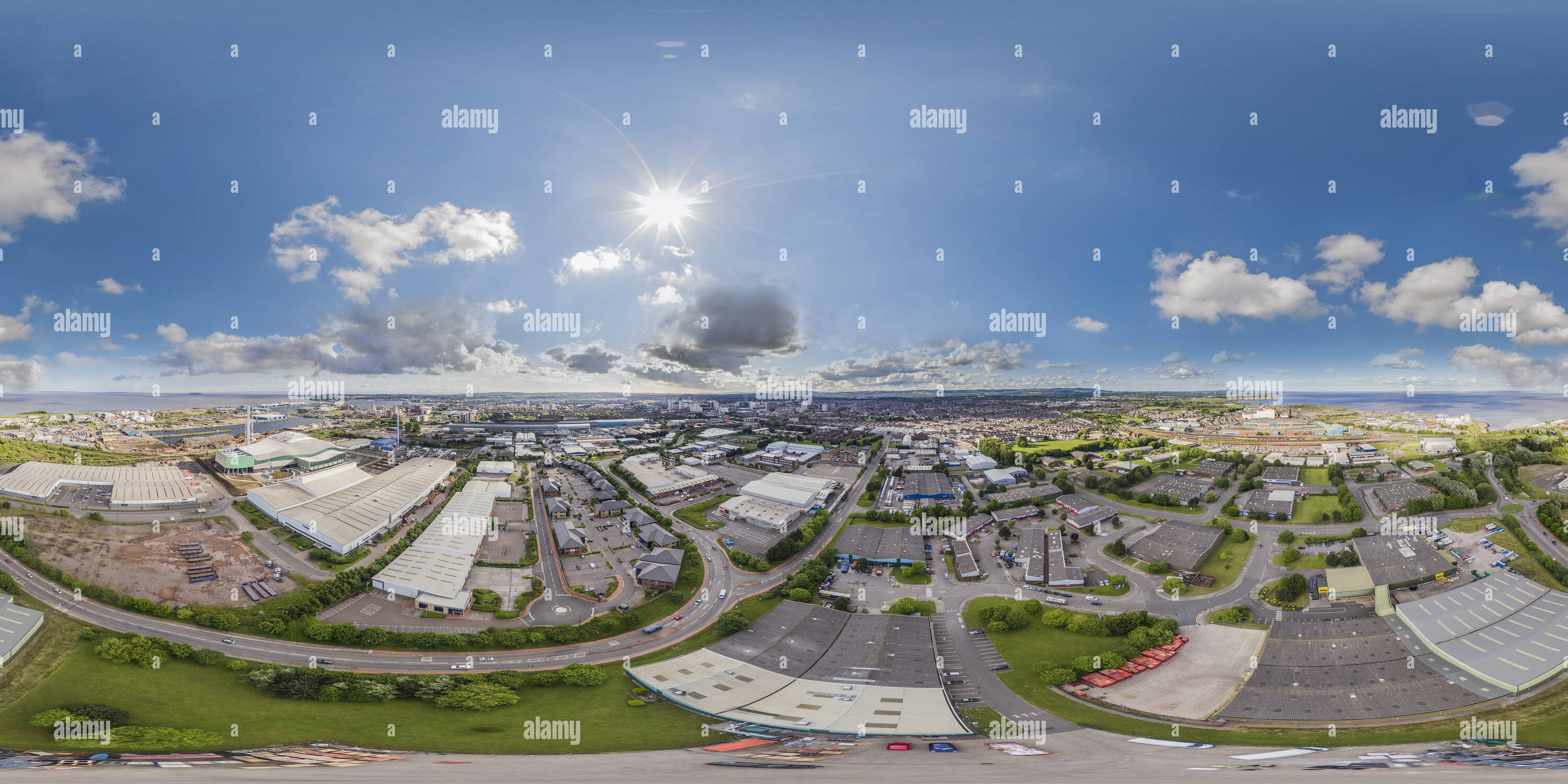 360 °-Ansicht auf Ocean Way, Eastmoors, Cardiff (Aerial Panorama - Alamy