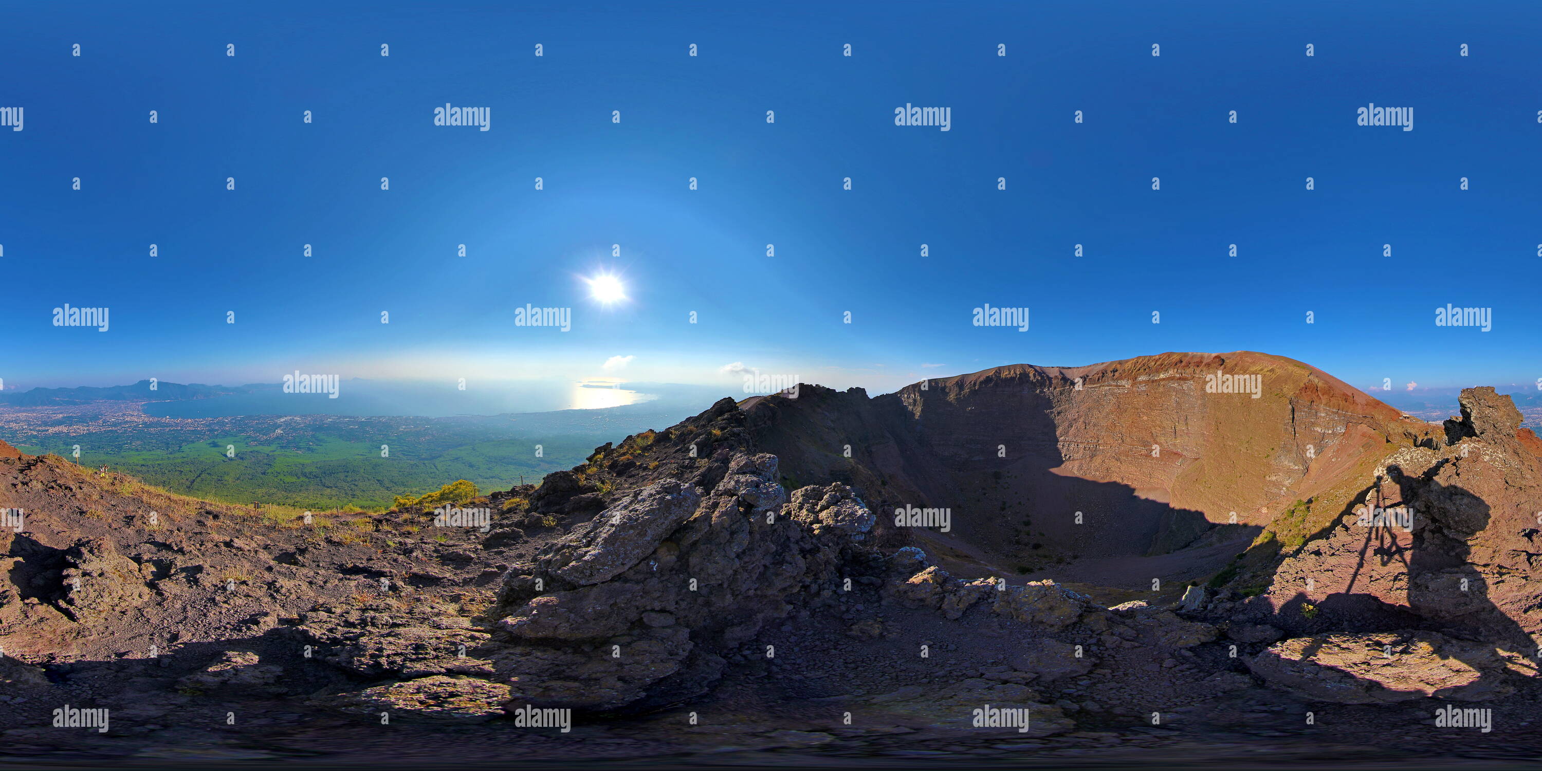 Krater des vesuv -Fotos und -Bildmaterial in hoher Auflösung – Alamy