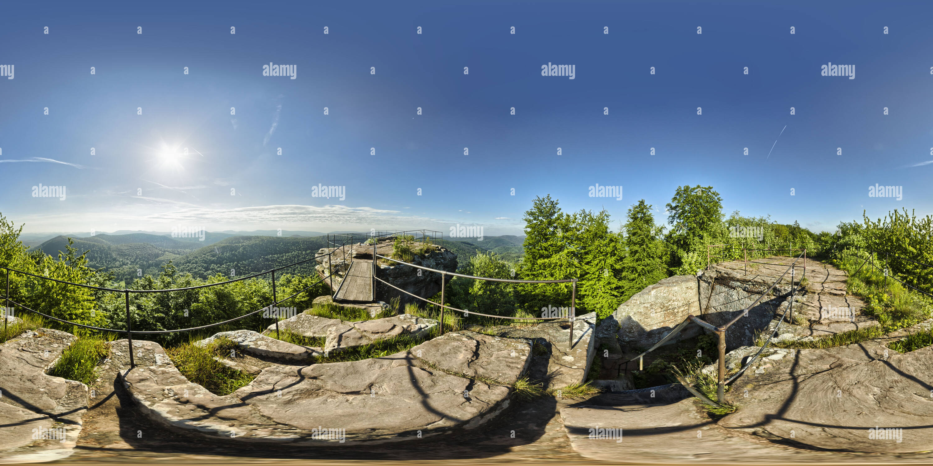 Burg loewenstein -Fotos und -Bildmaterial in hoher Auflösung – Alamy