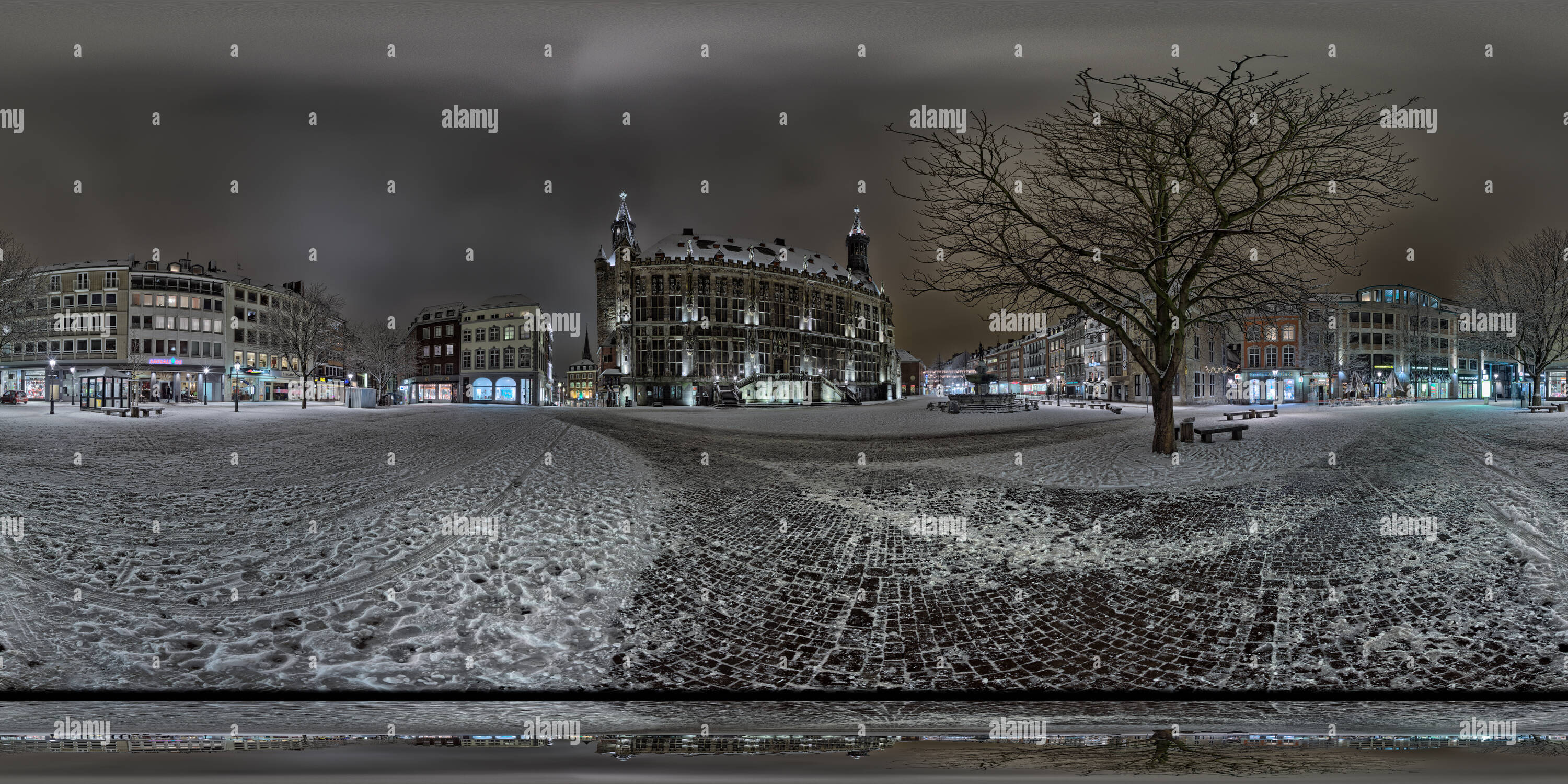 Aachen rathaus nacht -Fotos und -Bildmaterial in hoher Auflösung – Alamy