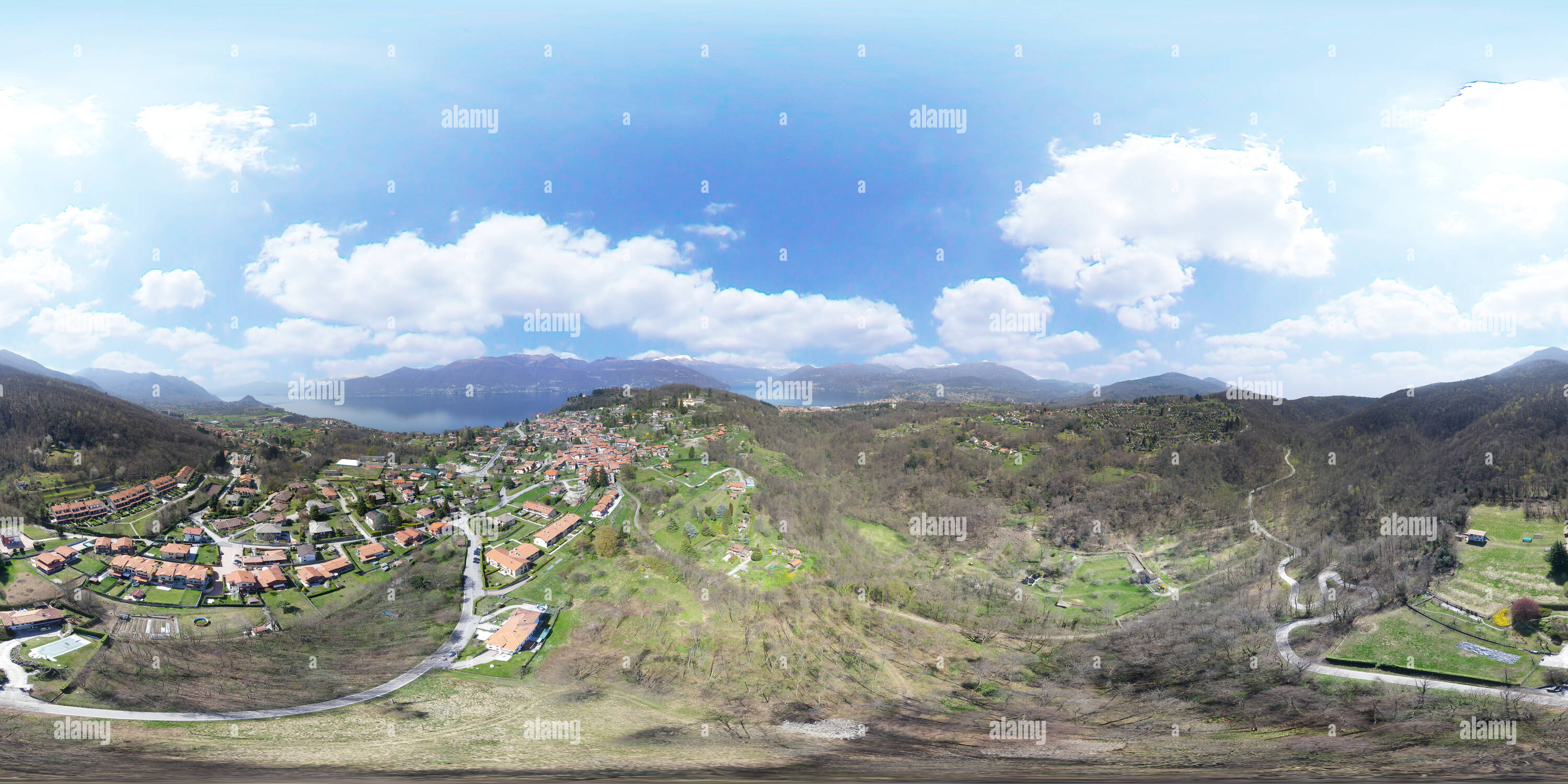 Brezzo di bedero -Fotos und -Bildmaterial in hoher Auflösung – Alamy