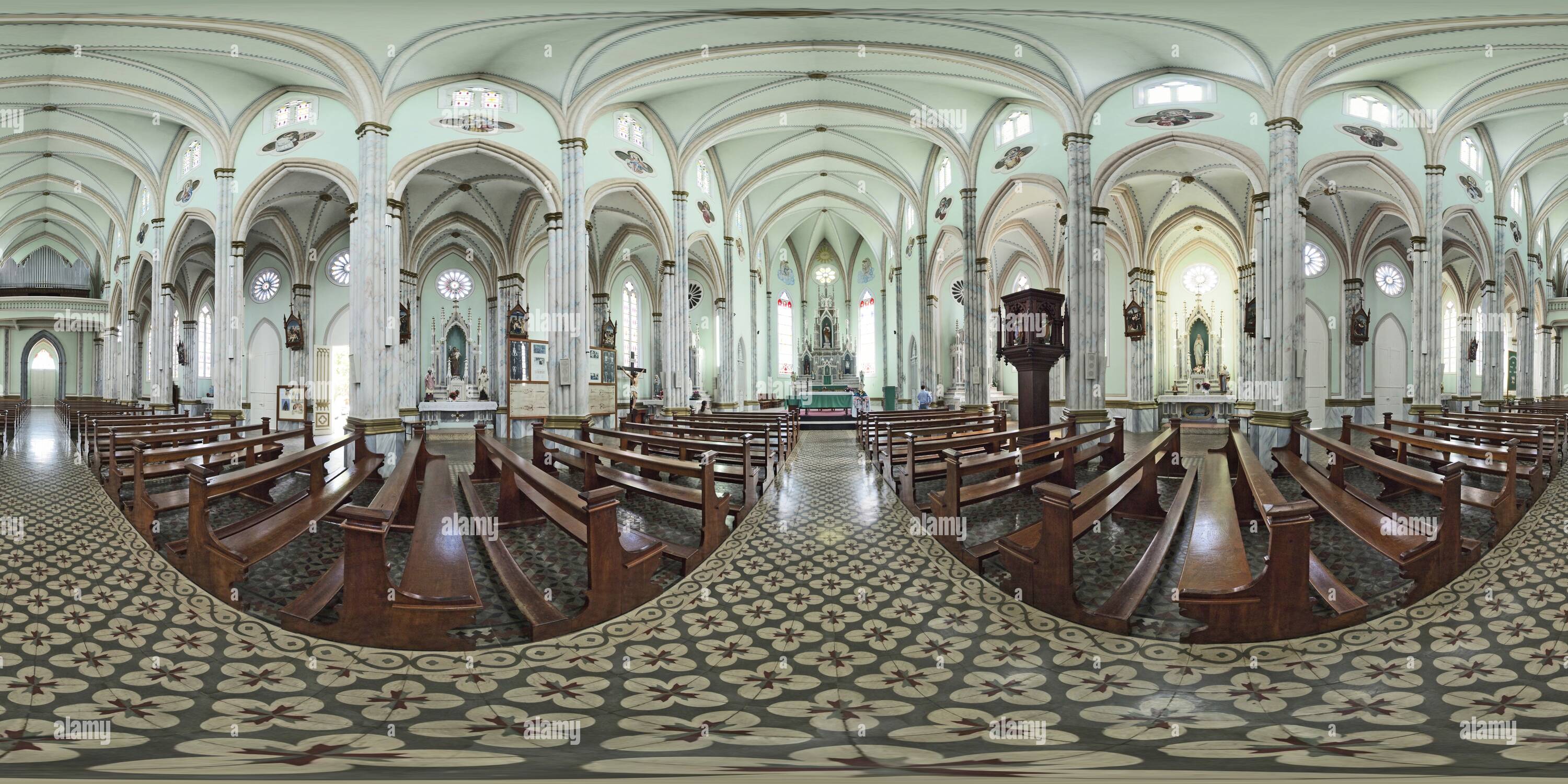 360 °-Ansicht auf Interior da Igreja Matriz de São Pedro - Garibaldi-RS ... 360 °-Ansicht auf Interior da Igreja Matriz de São Pedro - Garibaldi-RS ...