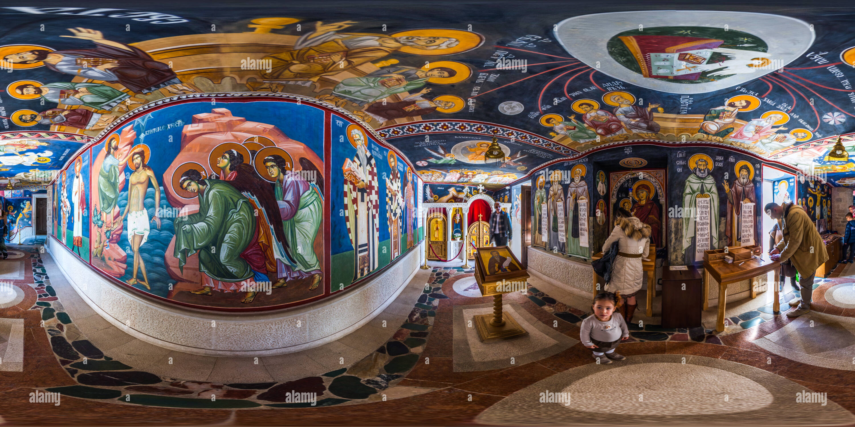 Manastir svetog vasilija ostroskog -Fotos und -Bildmaterial in hoher ...