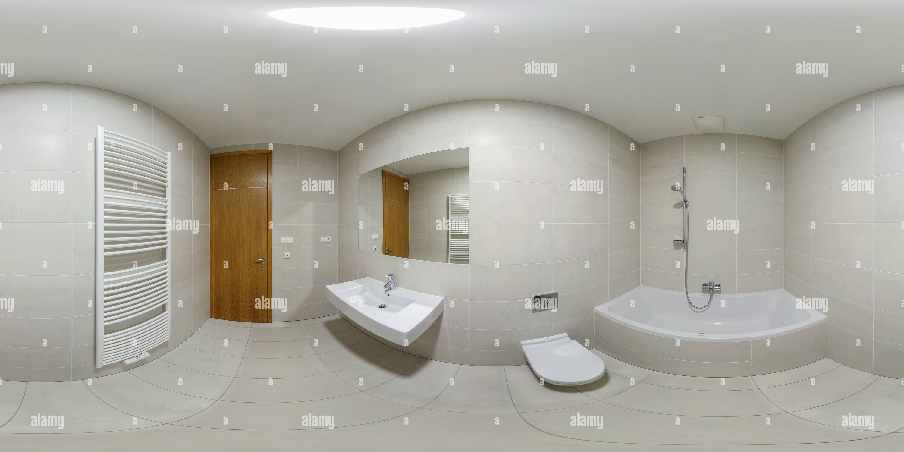 360 °-Ansicht auf 360 panorama Blick in moderne weiße Leere toilette ...