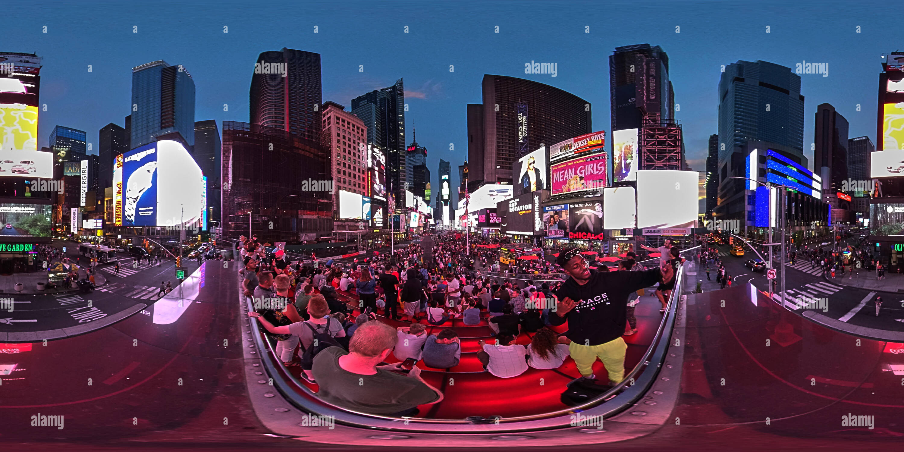 360 °-Ansicht auf 360 Panorama der Times Square in New York in der ...