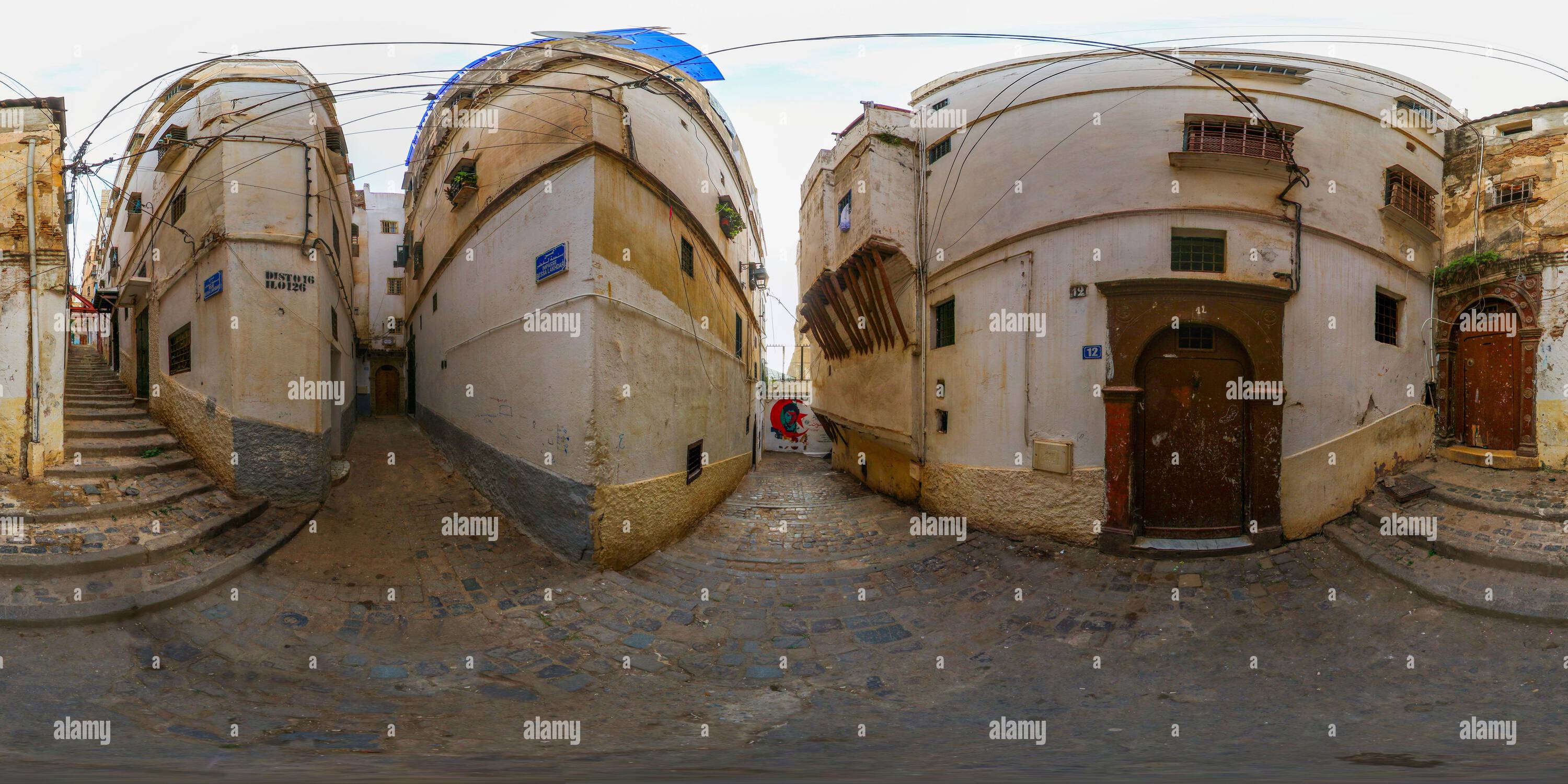 Rue de la casbah d'alger Banque de photographies et d’images à haute ...