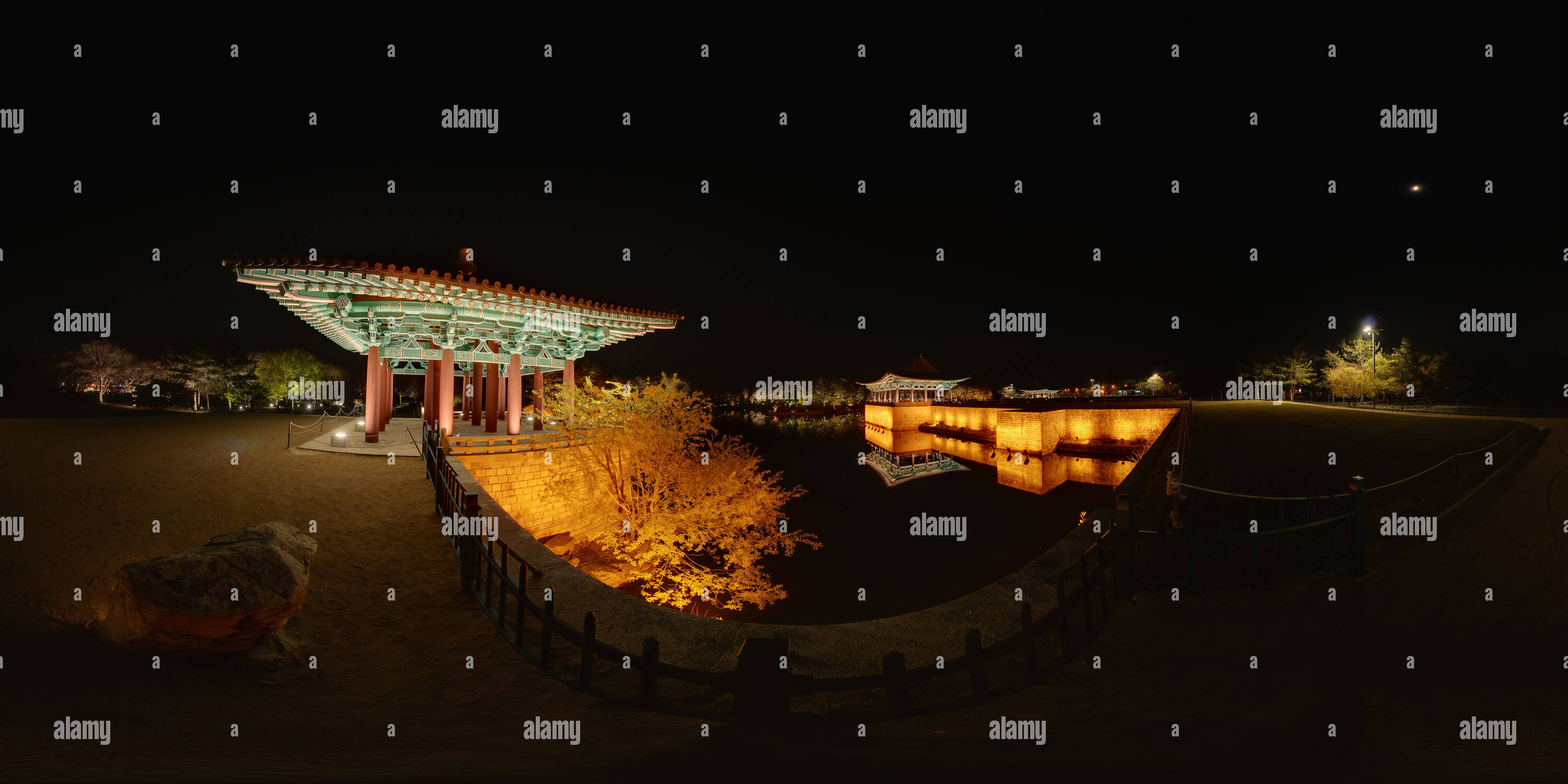 Night anapji pond Banque de photographies et d’images à haute ...