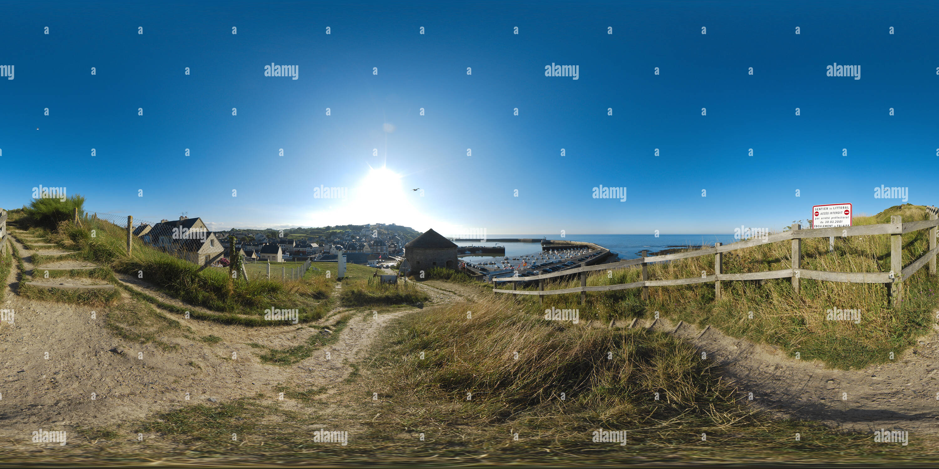 Mont castel Banque de photographies et d’images à haute résolution - Alamy