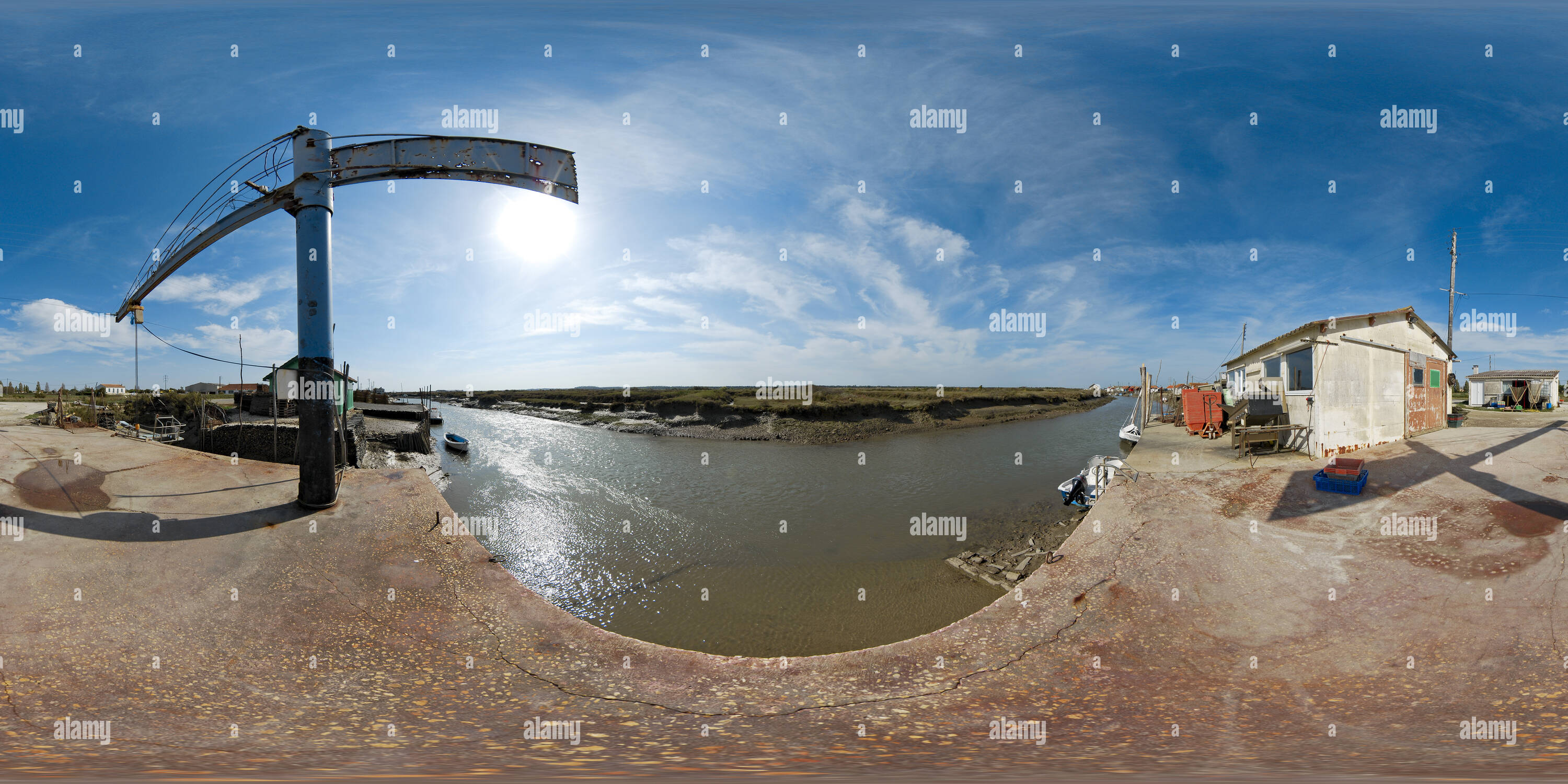 Chenal dors Banque de photographies et d’images à haute résolution - Alamy