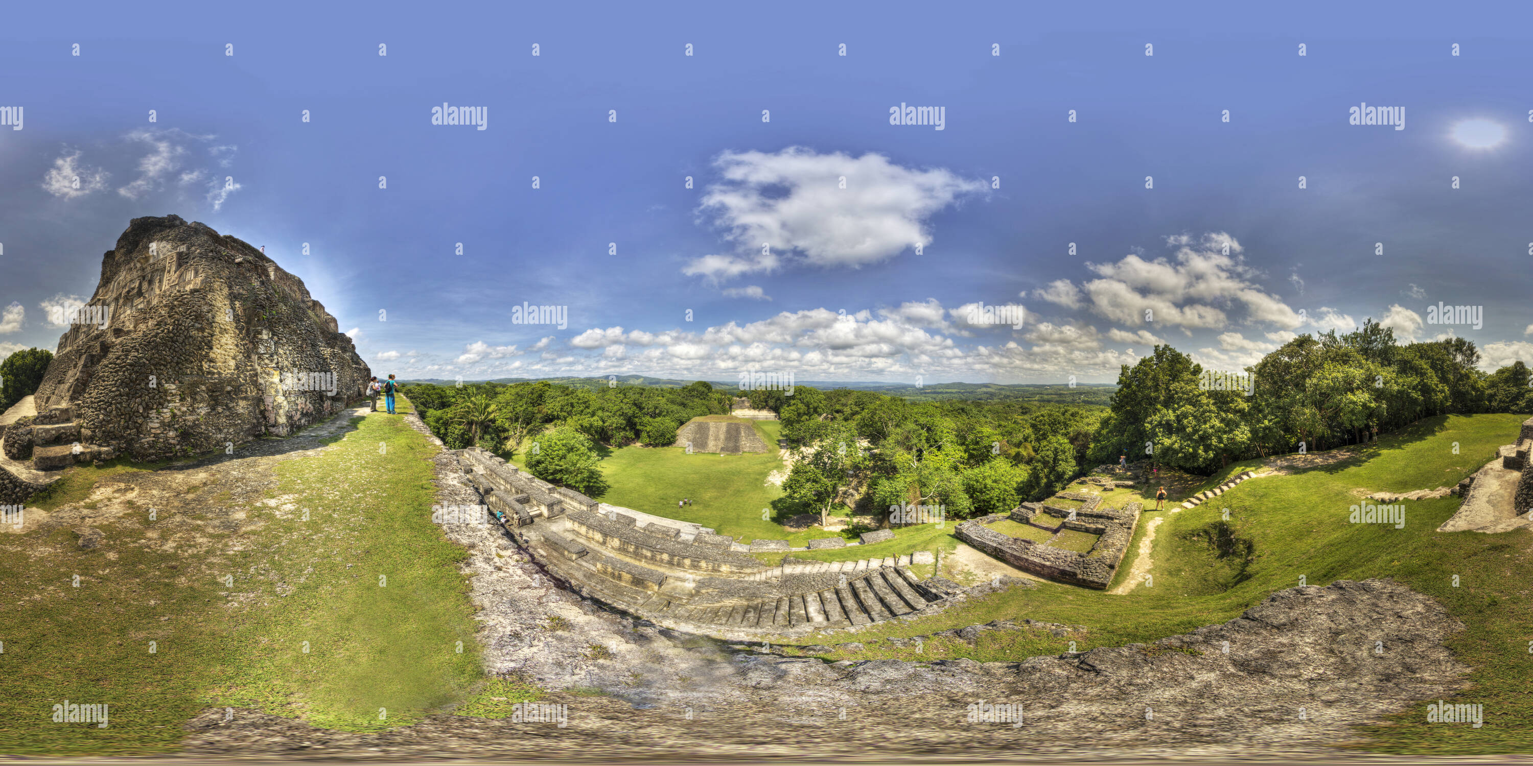 Vue à 360° de Ruines mayas de xunantunich belice - Alamy