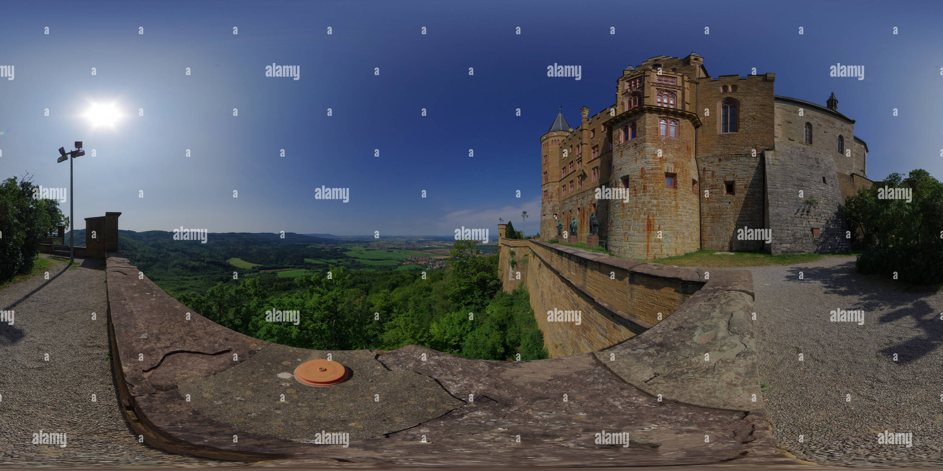 Burg hohenzollern Banque de photographies et d’images à haute résolution - Alamy