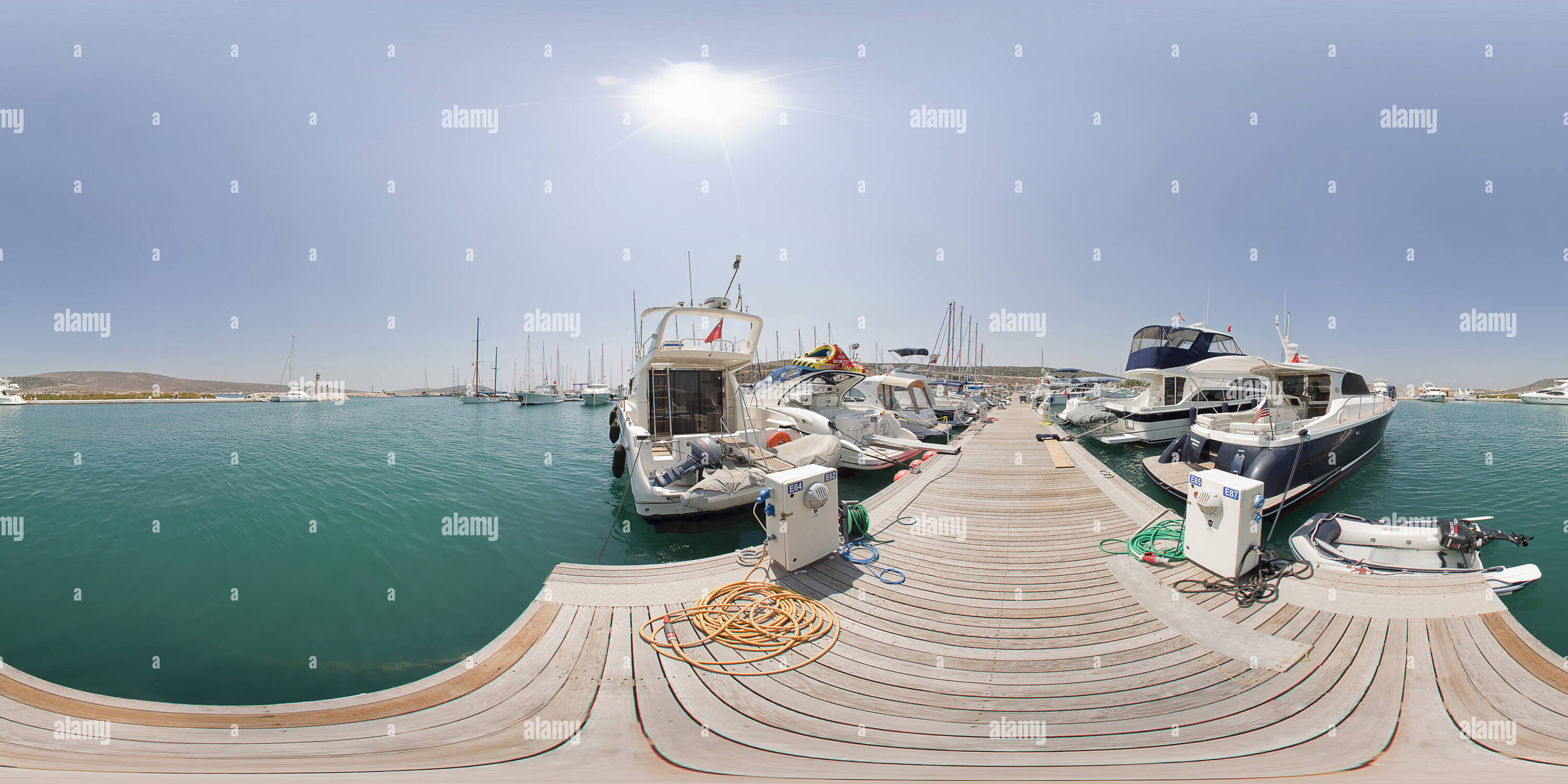 Alacati bateau Banque de photographies et d’images à haute résolution ...