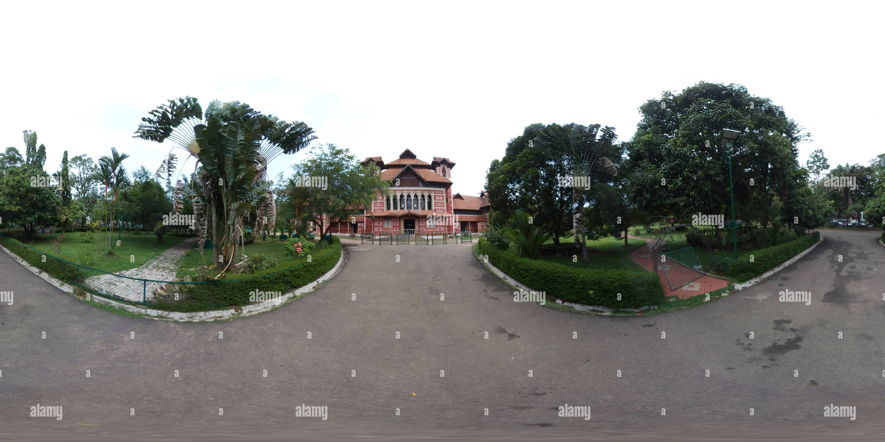 Kowdiar palace Banque de photographies et d’images à haute résolution ...