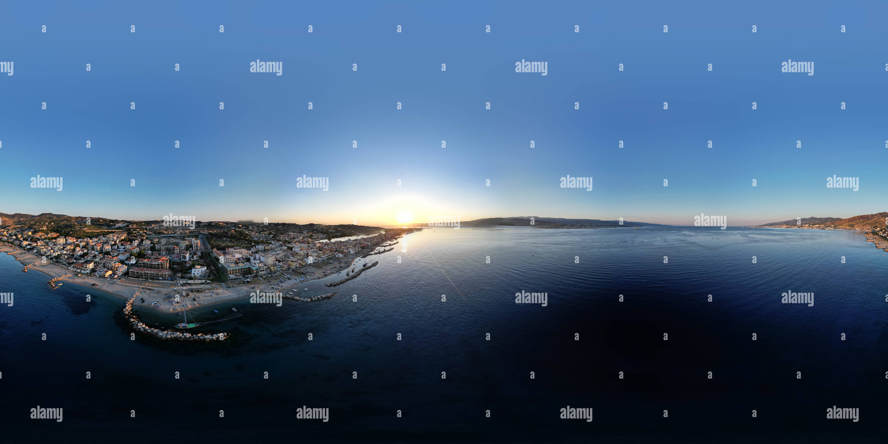Panorama dello stretto di messina immagini e fotografie stock ad alta ...