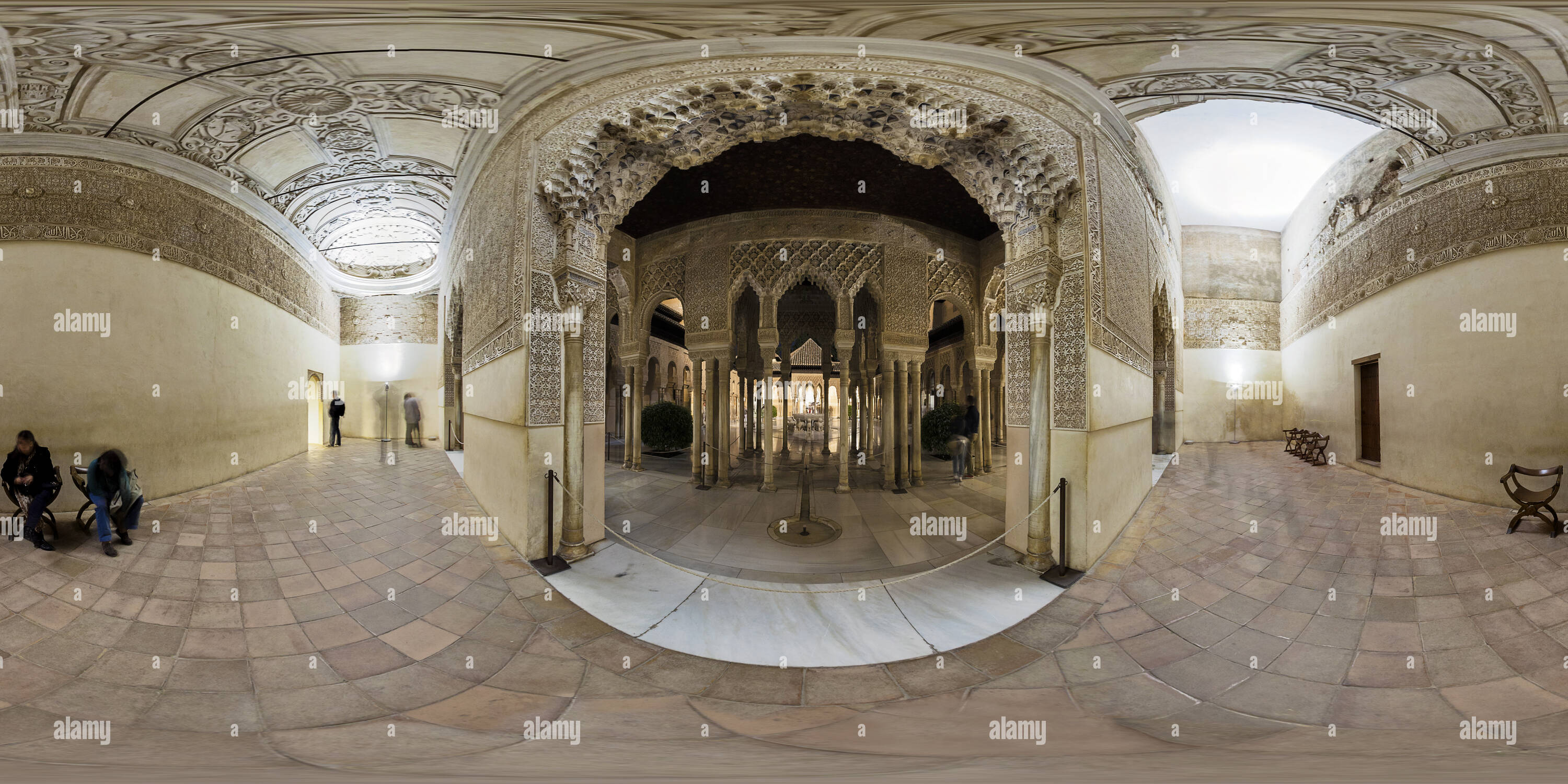 La sala dei mocarabe immagini e fotografie stock ad alta risoluzione ...