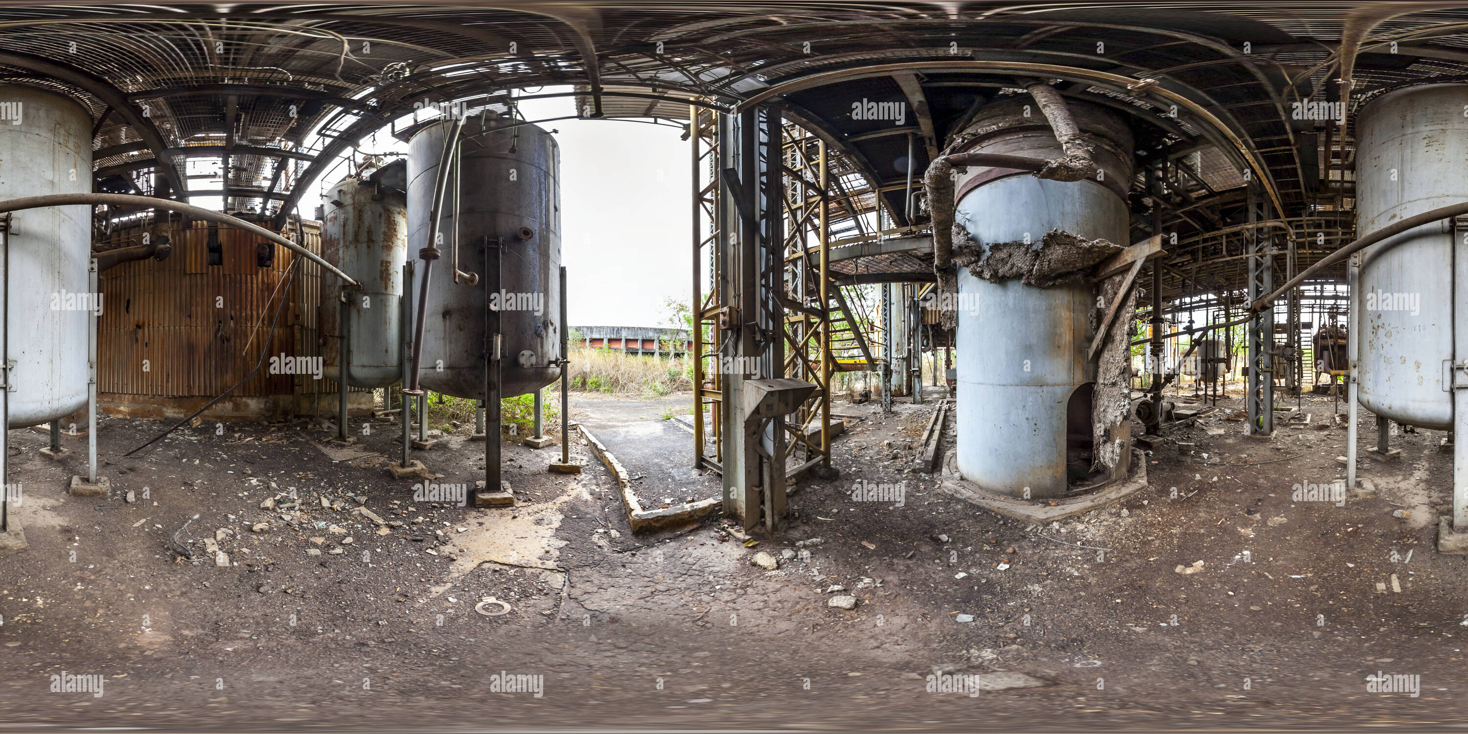 Bhopal union carbide plant immagini e fotografie stock ad alta ...